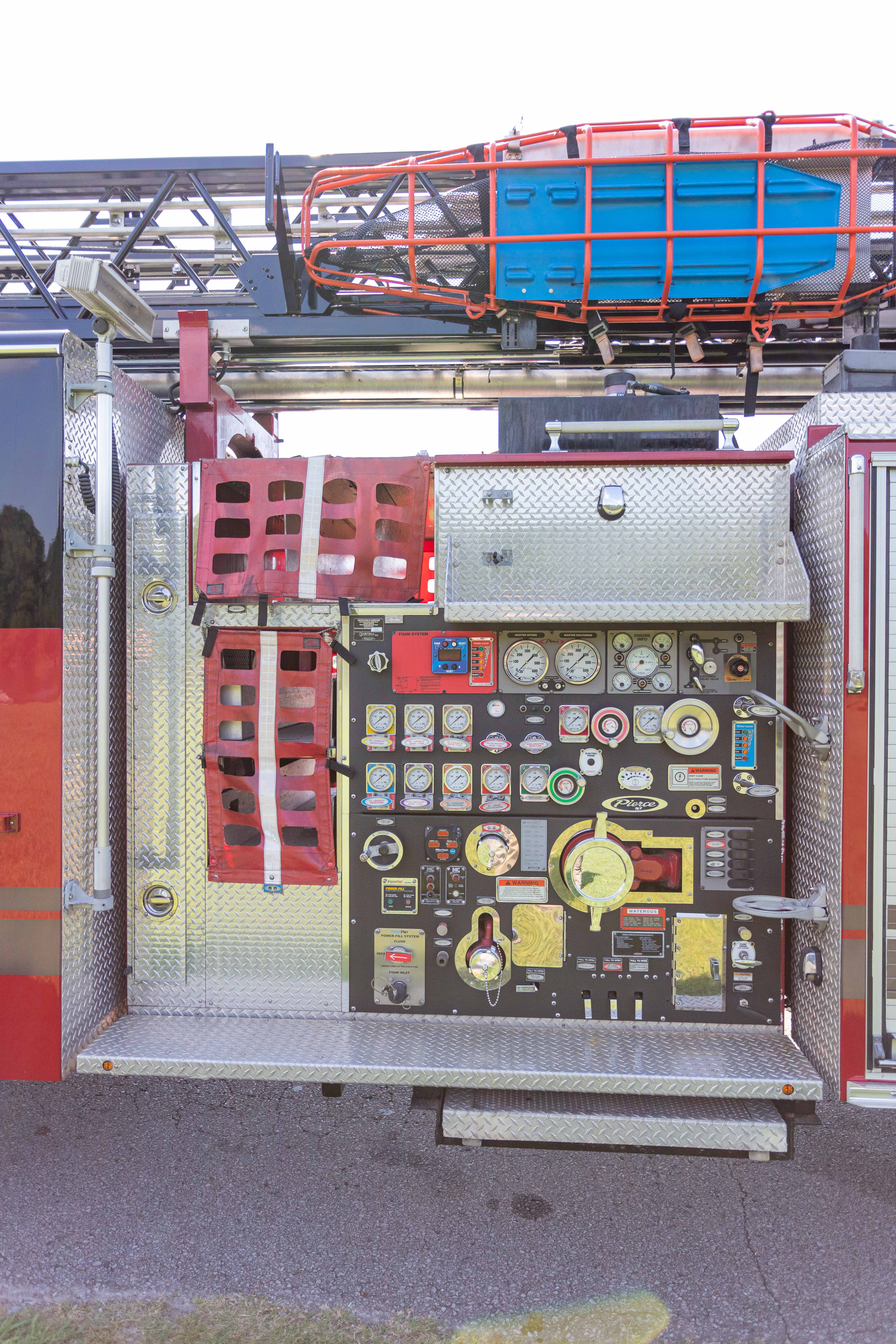 2008 Pierce Arrow XT 75' Quint | Used Truck Details