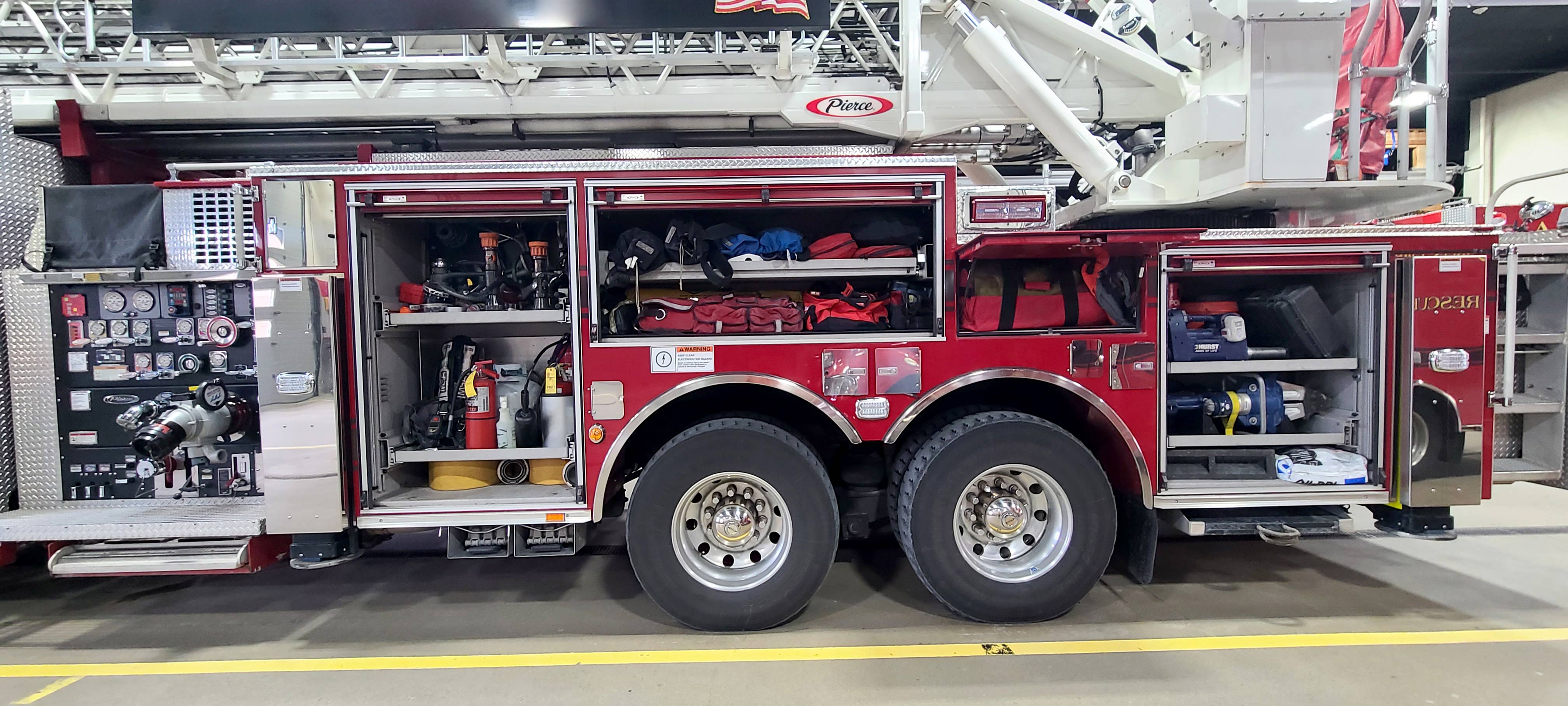 2015 Pierce Arrow XT 105' Quint | Used Truck Details