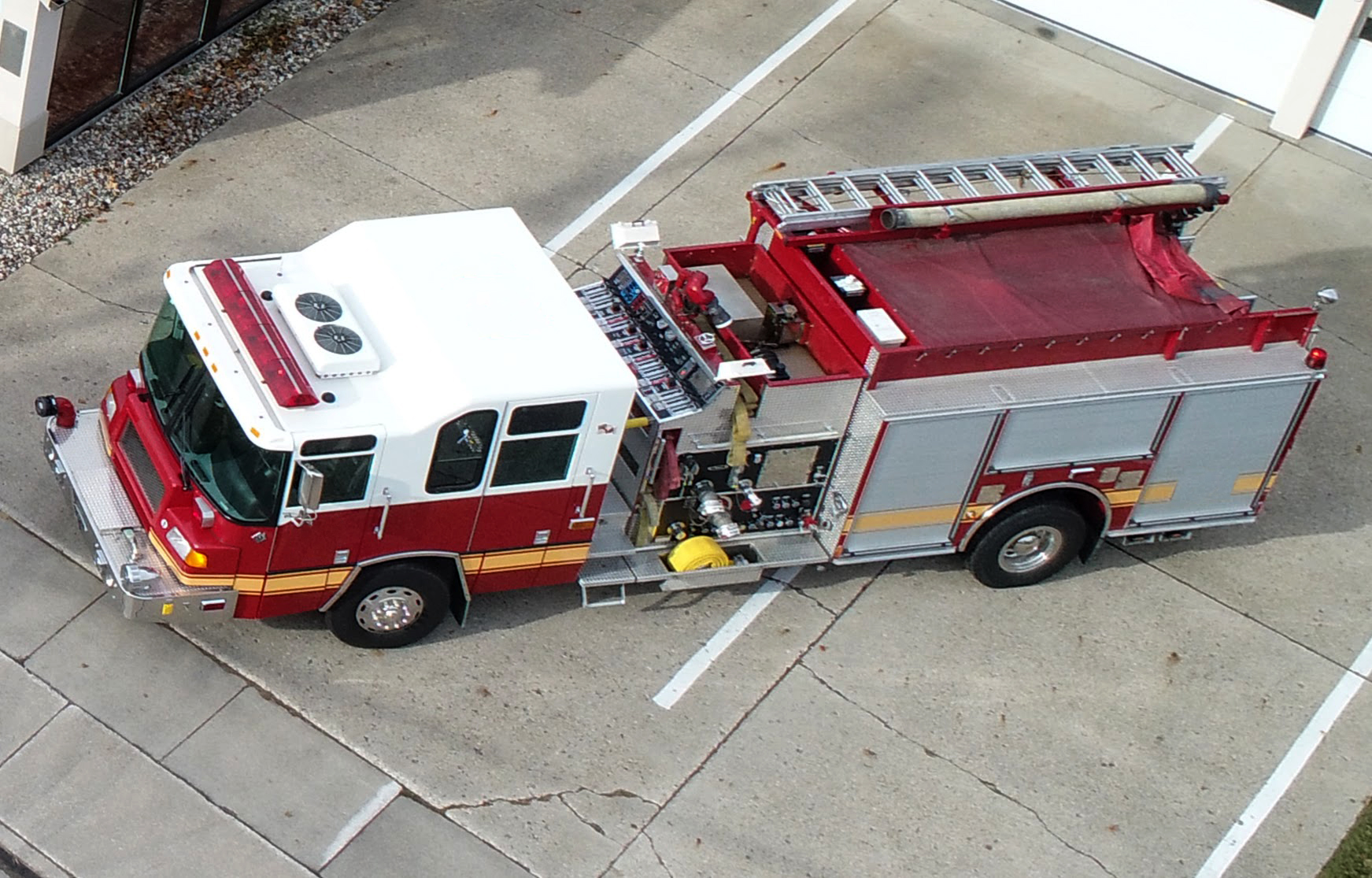 2002 Pierce Quantum Rescue Pumper | Used Truck Details