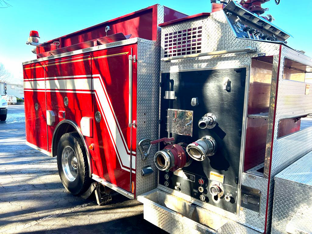 2005 Pierce Saber Custom Rescue Pumper | Used Truck Details