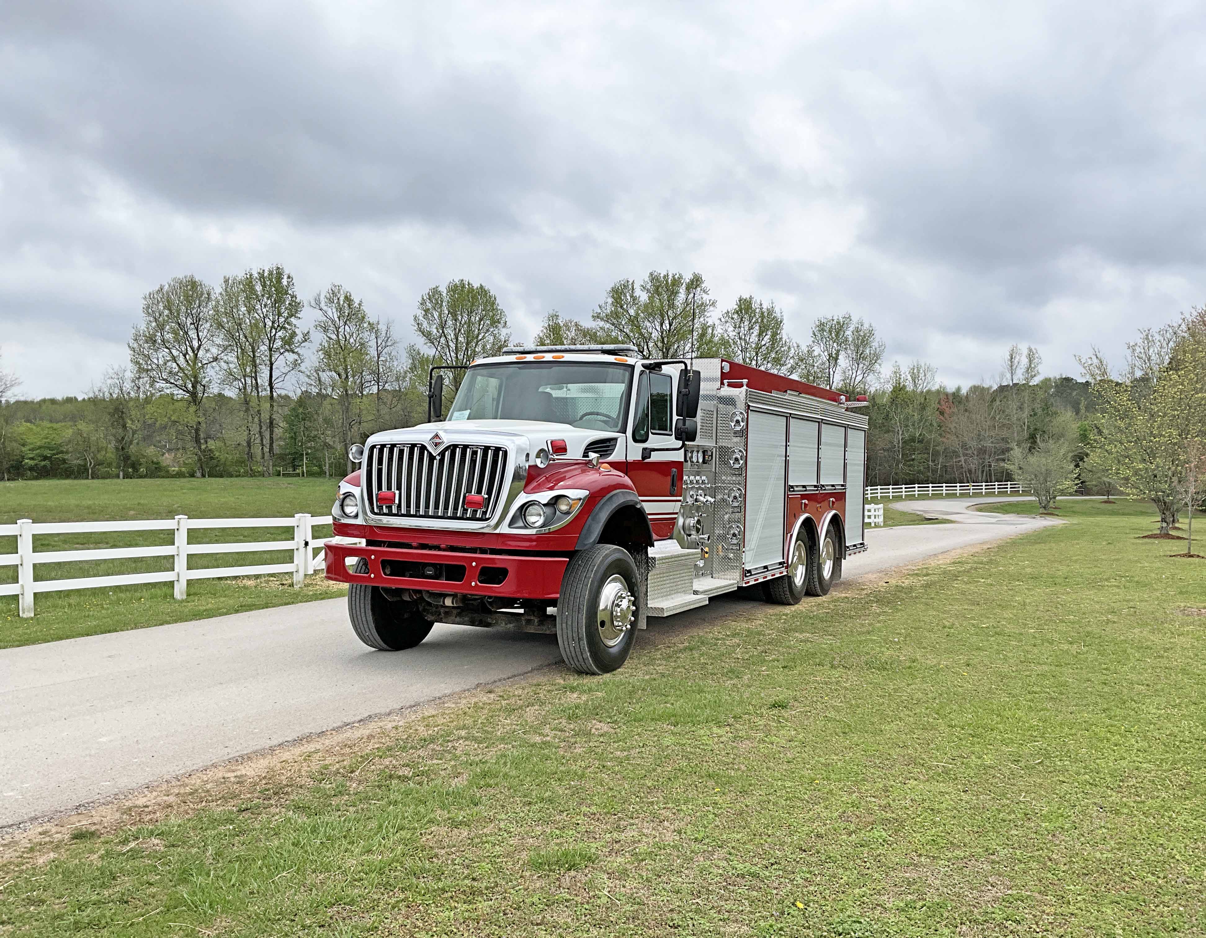 2014 Deep South International Commercial Pumper Tanker | Used Truck Details