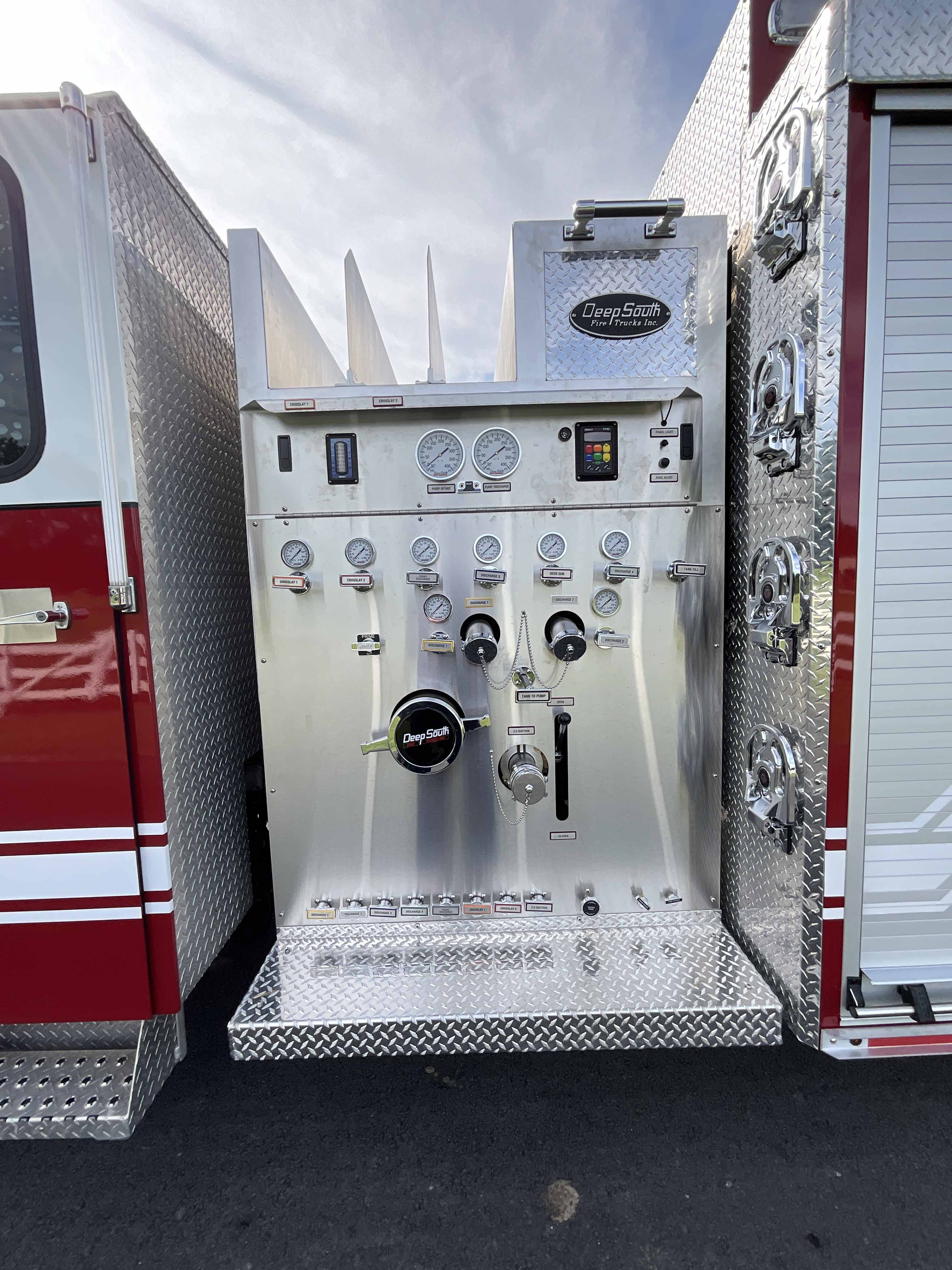 2007 Deep South E-One Pumper Tanker | Firetrucks Unlimited