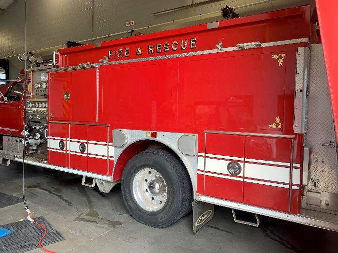 1996 E-One Ford Commercial Pumper Tanker | Used Truck Details