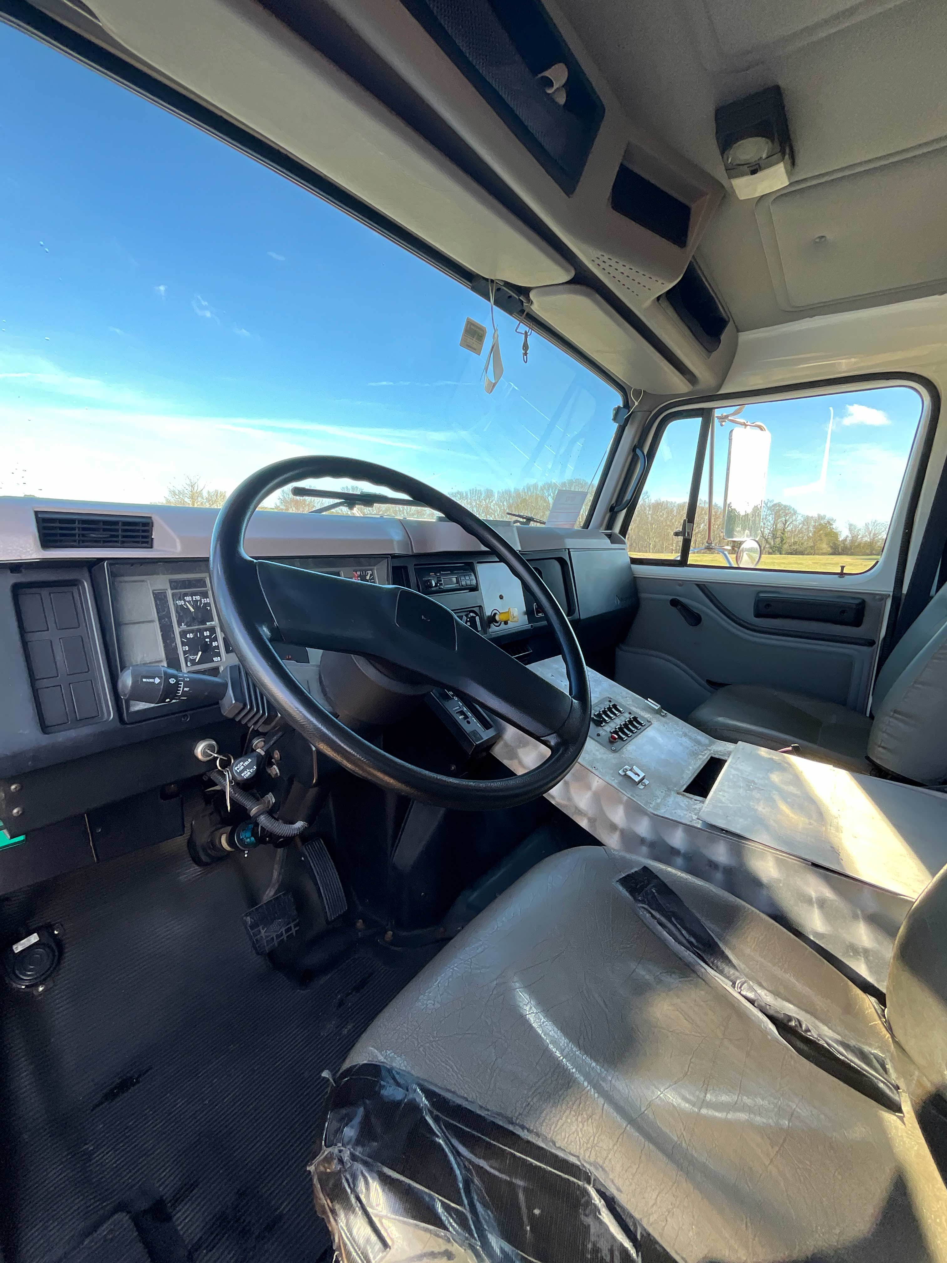 1997 Hackney International Commercial Rescue | Used Truck Details