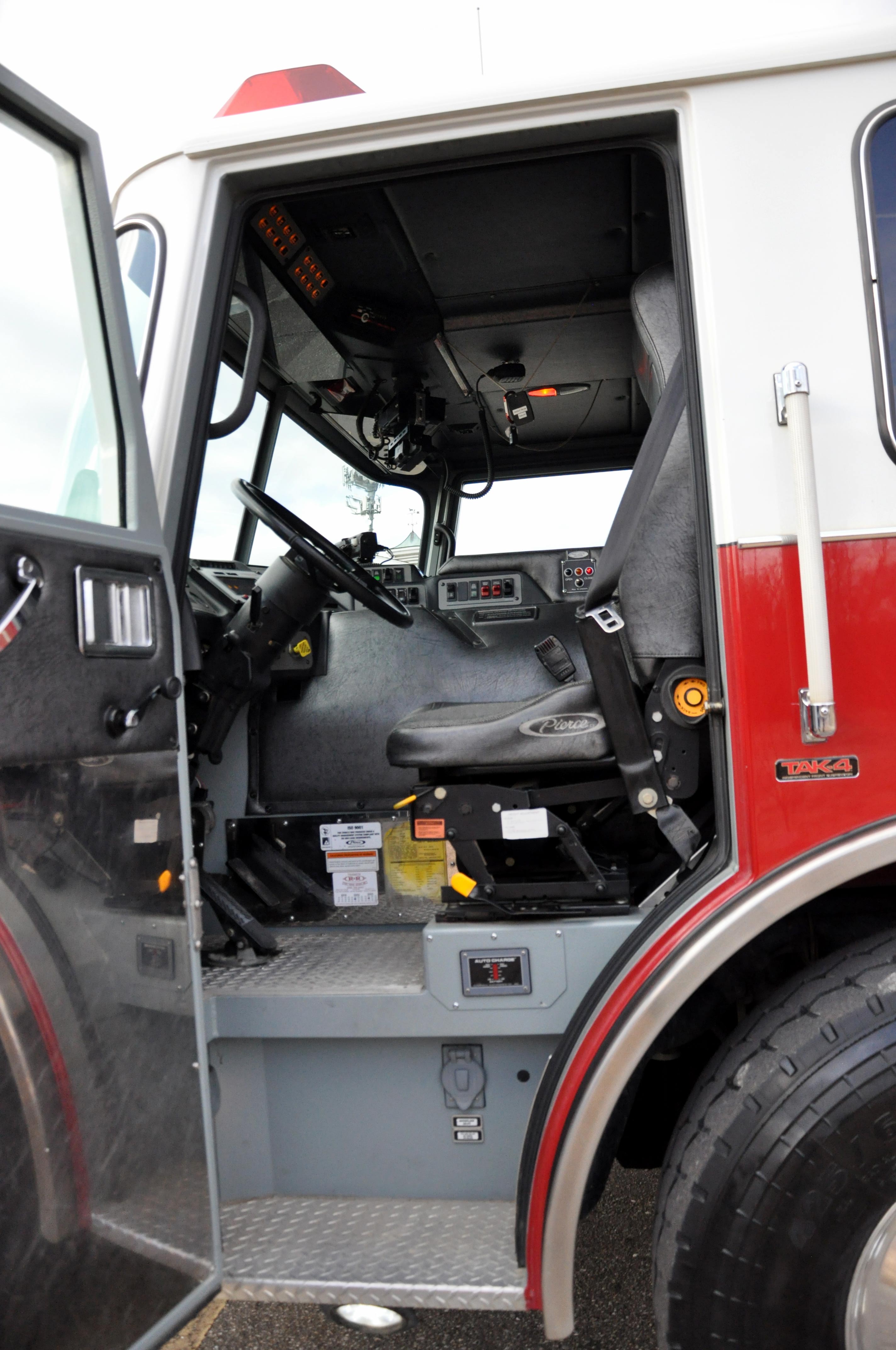 2003 Pierce Enforcer Custom Pumper | Used Truck Details