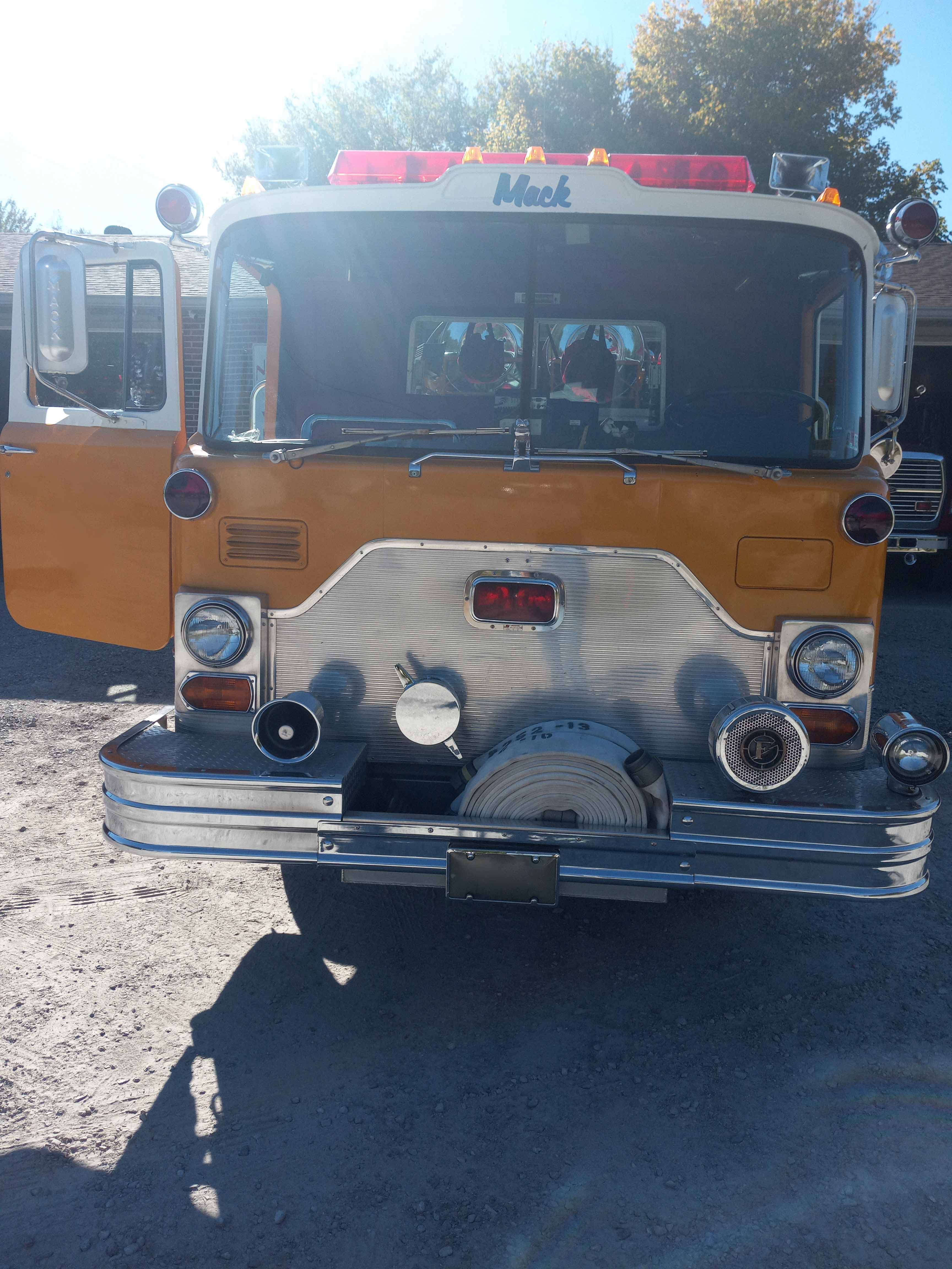 1977 Mack Pumper | Used Truck Details