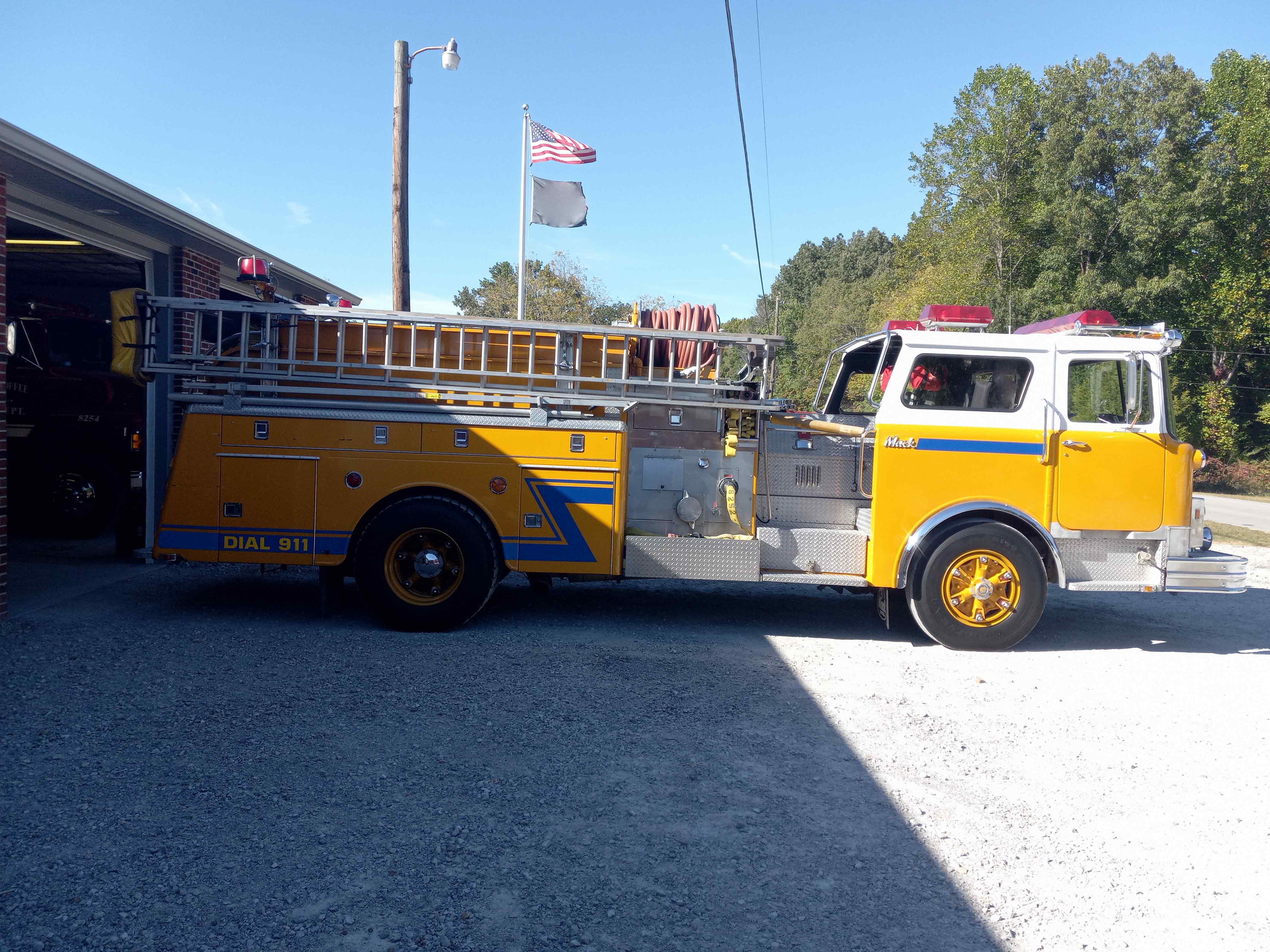 1977 Mack Pumper | Used Truck Details