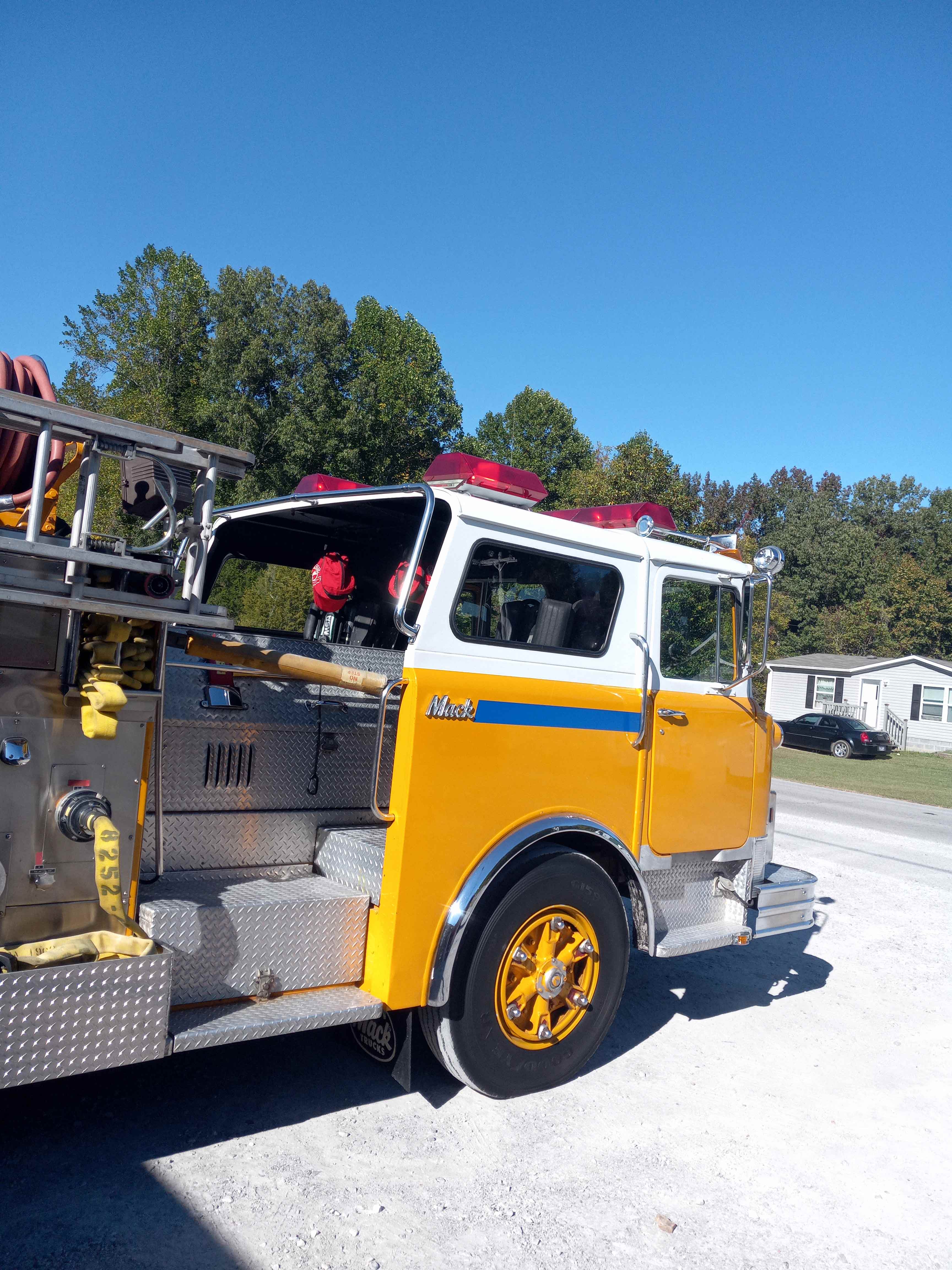 1977 Mack Pumper | Used Truck Details