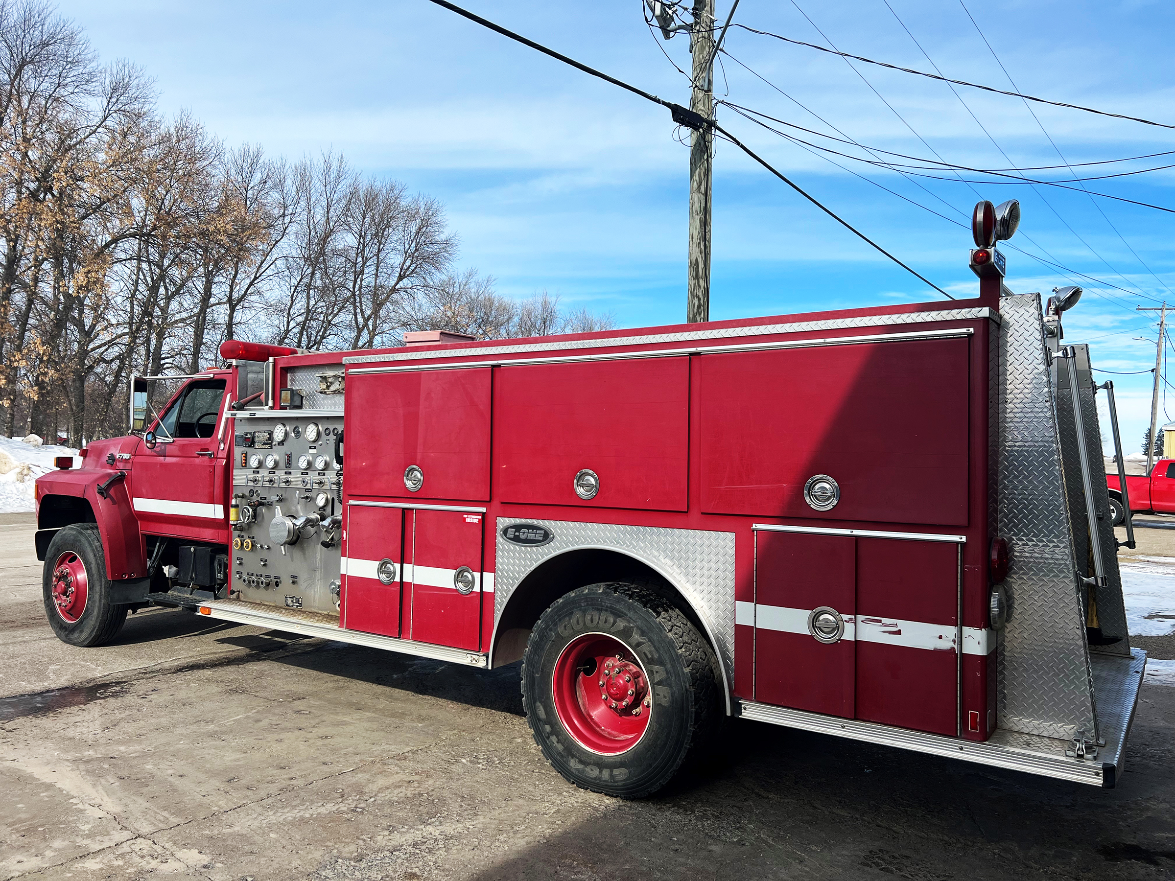 1993 E-One Ford Commercial Pumper | Used Truck Details