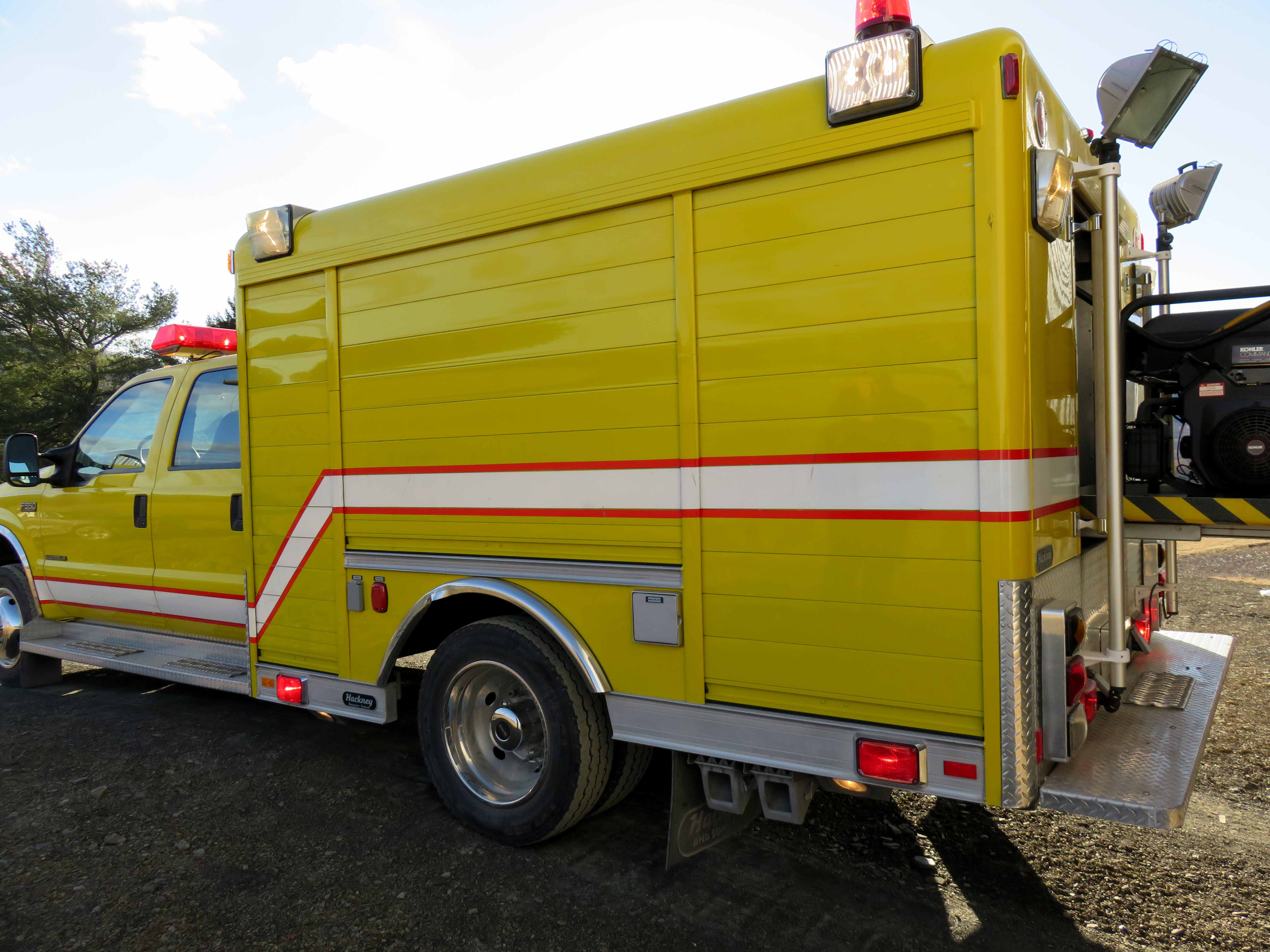 2002 Hackney Ford 4x4 Commercial Rescue | Used Truck Details