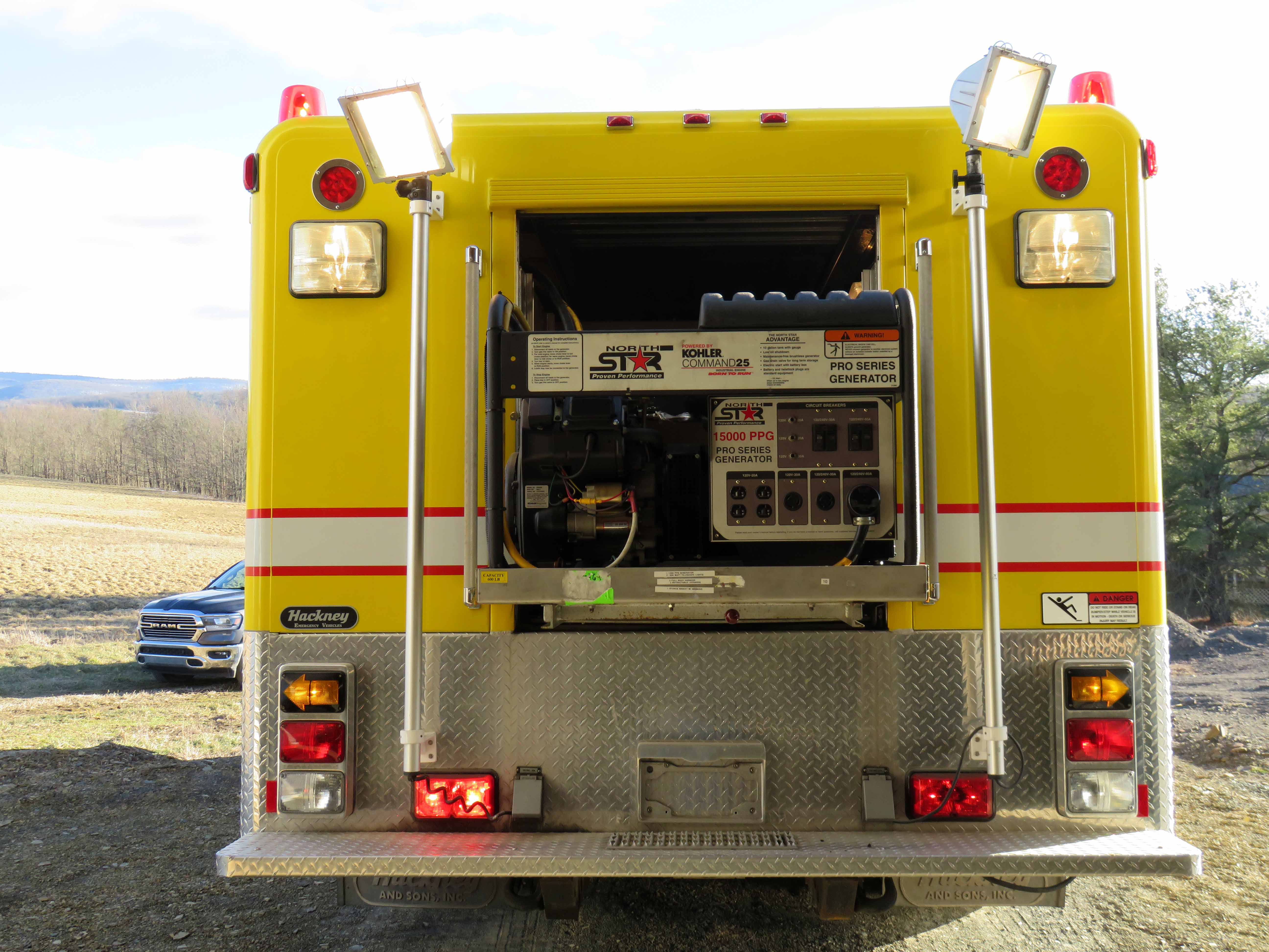 2002 Hackney Ford 4x4 Commercial Rescue | Used Truck Details