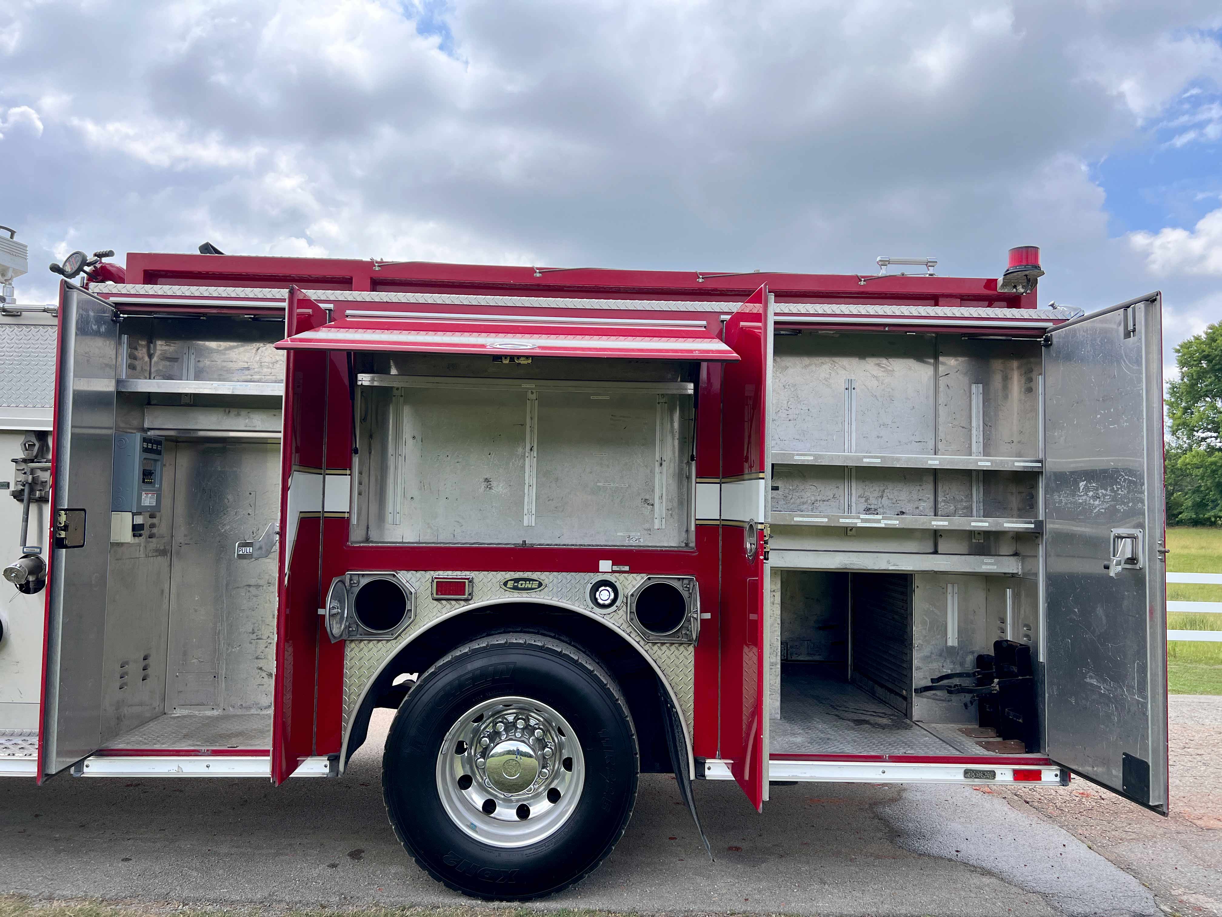 2007 E-One Typhoon Custom Pumper | Used Truck Details