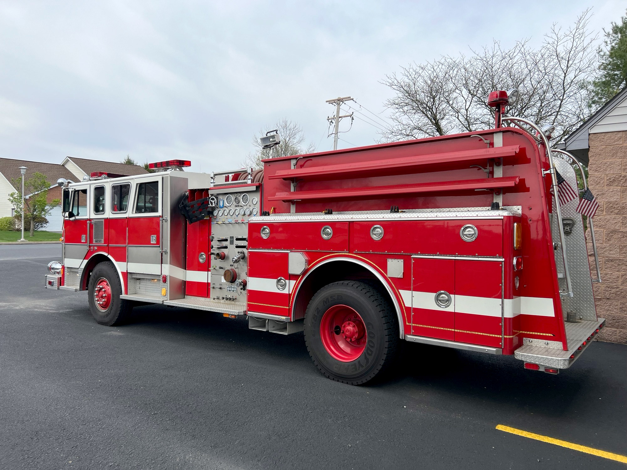1989 Simon Hahn Custom Pumper | Used Truck Details