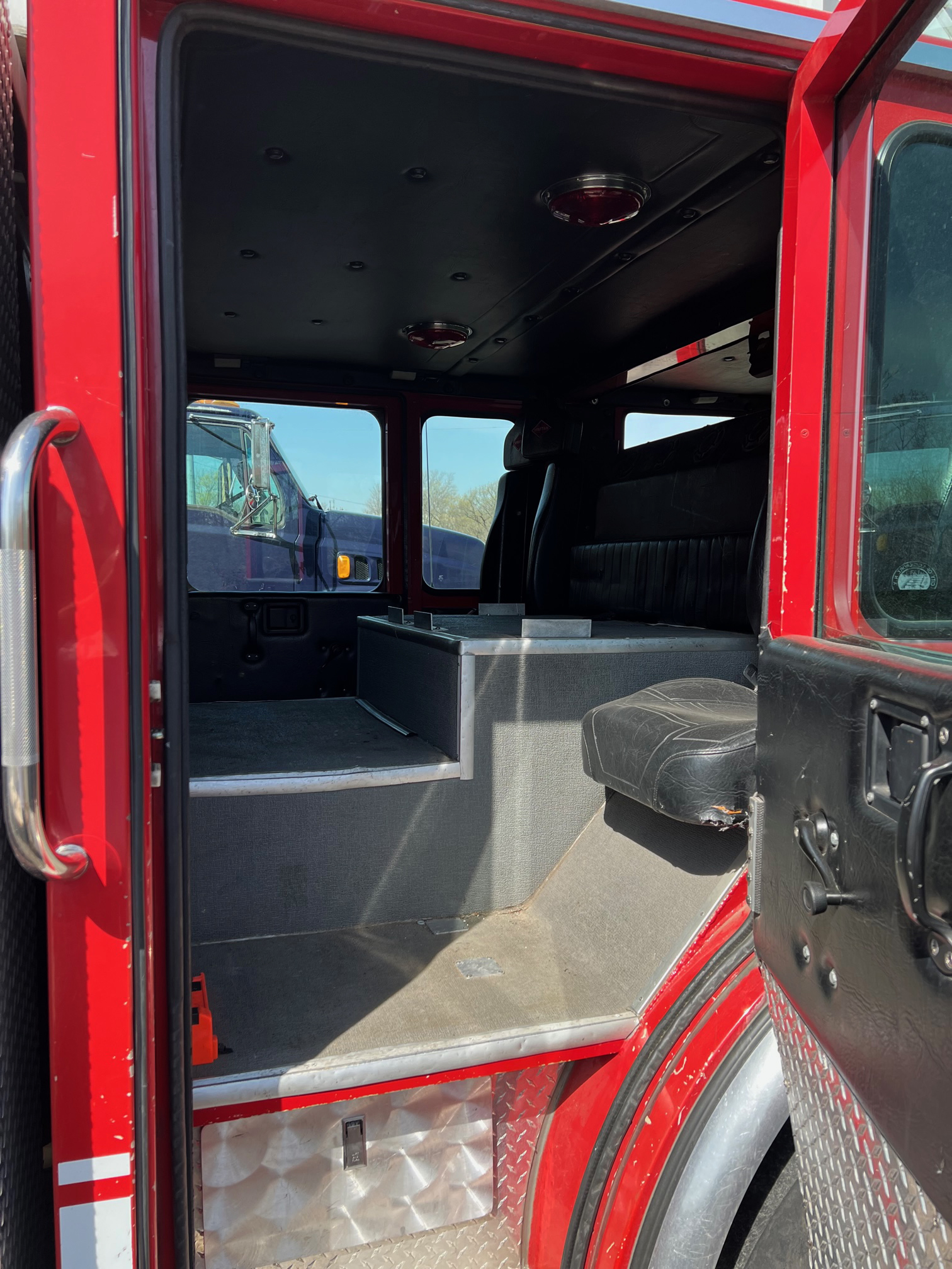 1997 RD Murray Skyarm 110' Platform | Used Truck Details