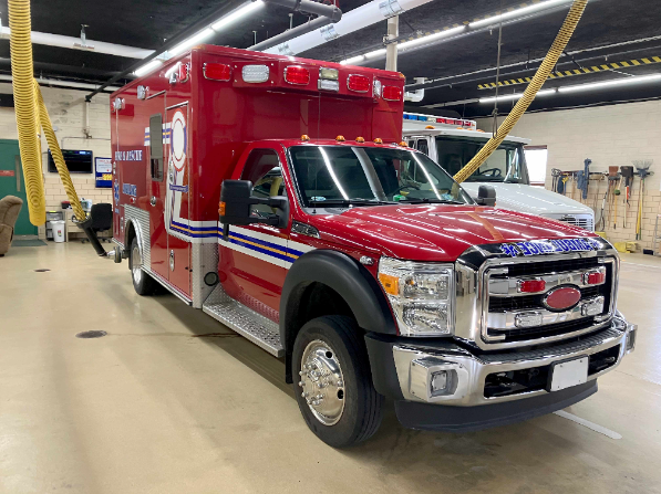 2015 Wheeled Coach Ford F-450 Ambulance | Used Truck Details
