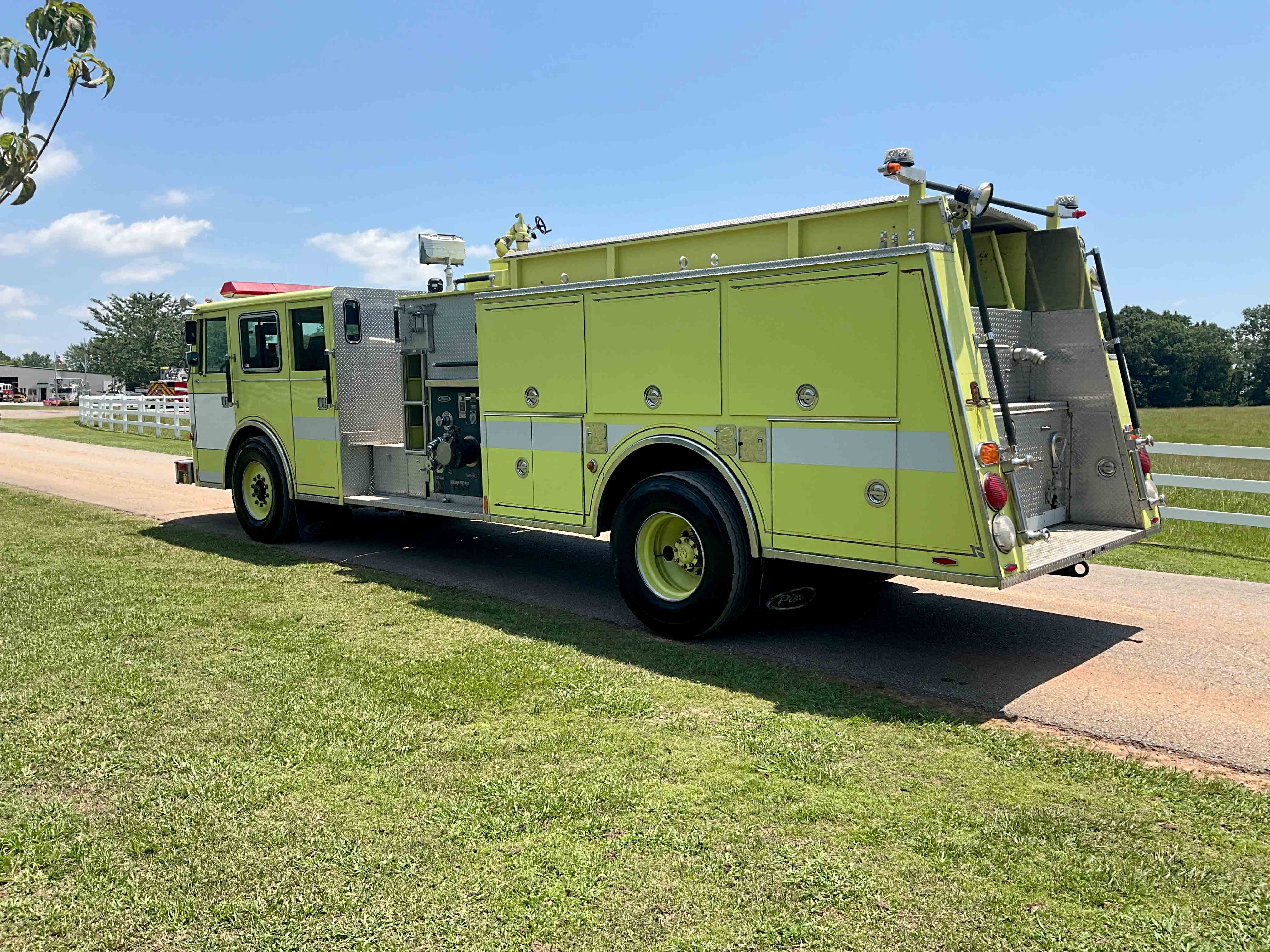 1993 Pierce Arrow Pumper | Firetrucks Unlimited