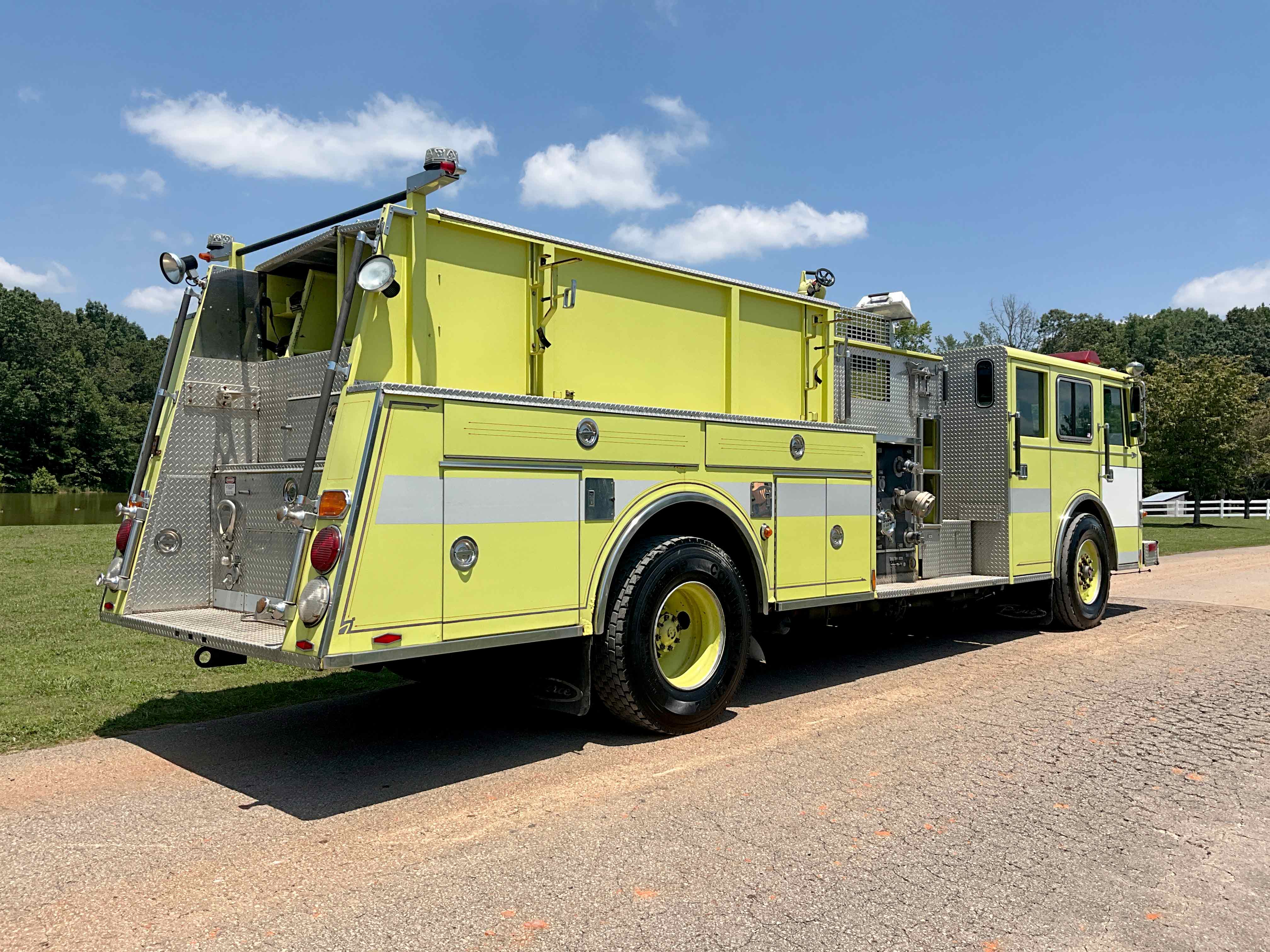 1993 Pierce Arrow Pumper | Firetrucks Unlimited