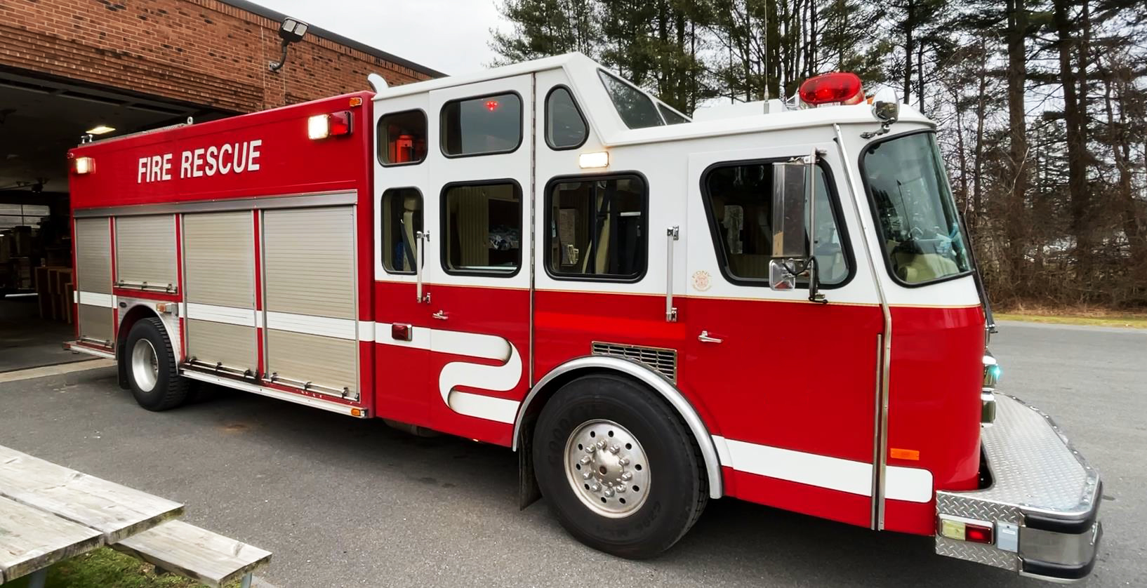 1996 E-One Cyclone Heavy Rescue | Firetrucks Unlimited