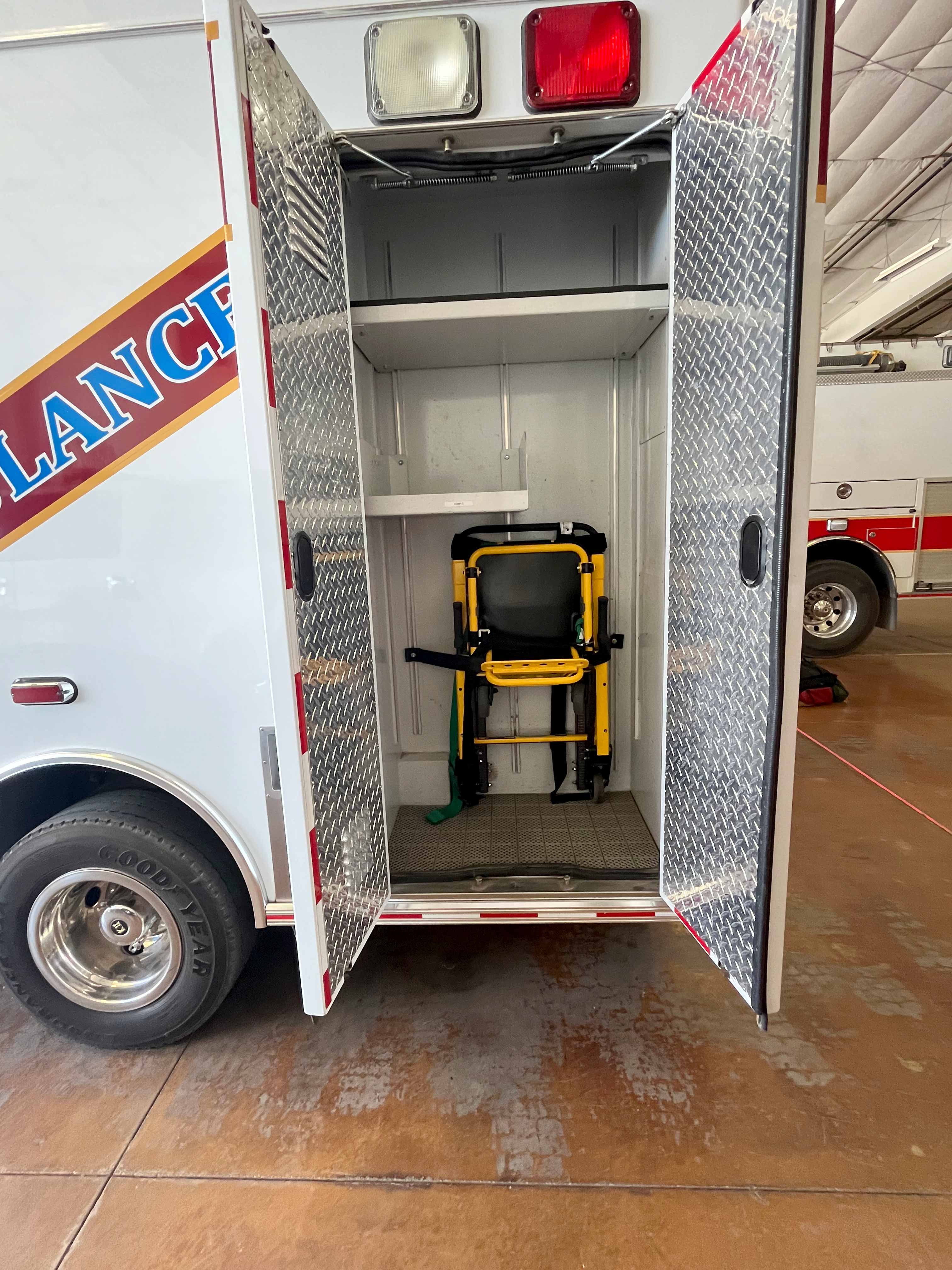 2010 Braun Ford E450 Ambulance | Used Truck Details