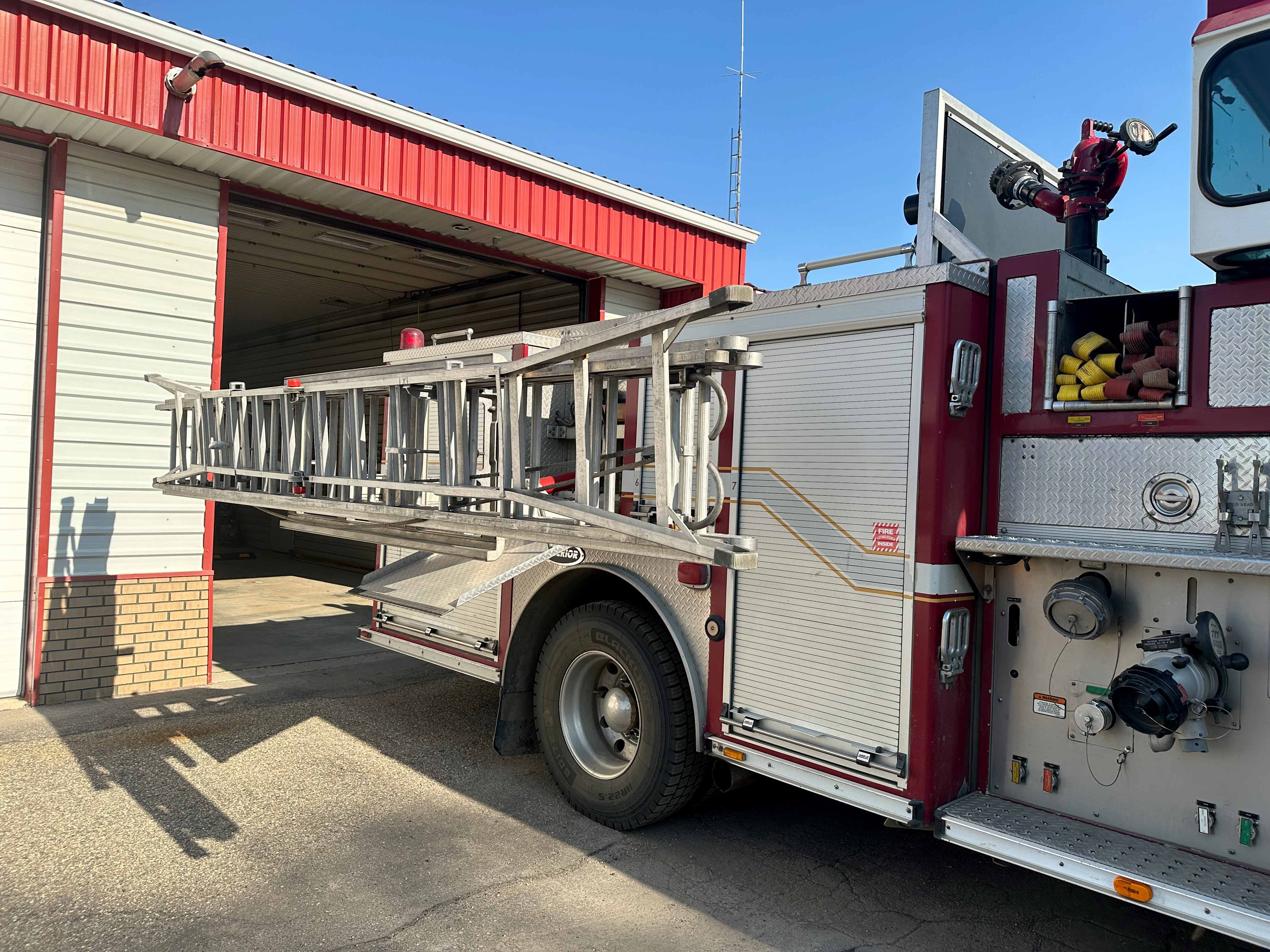 2001 Superior E-One Rescue Pumper | Used Truck Details