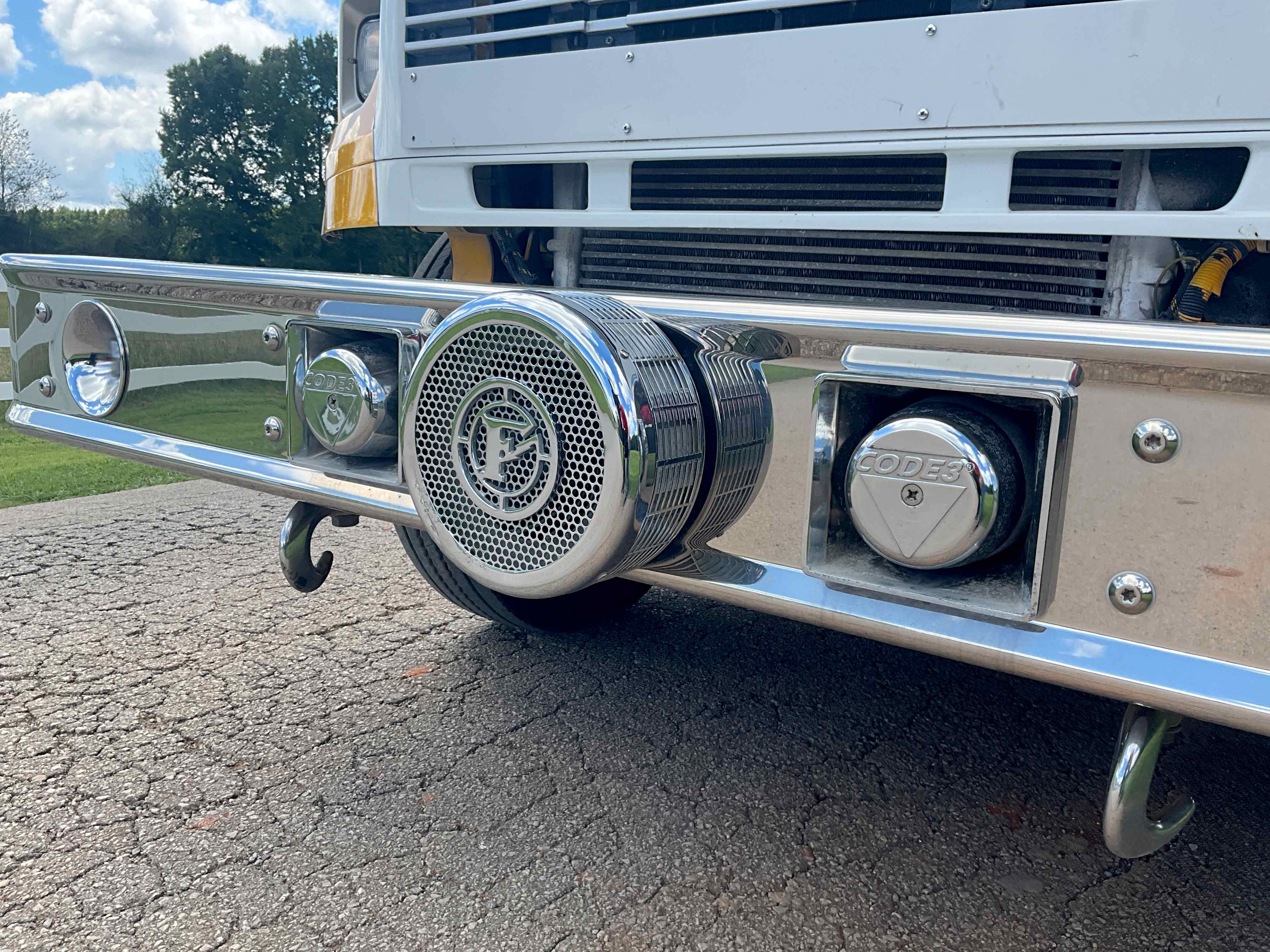 2000 Pierce Freightliner Commercial Tanker | Used Truck Details
