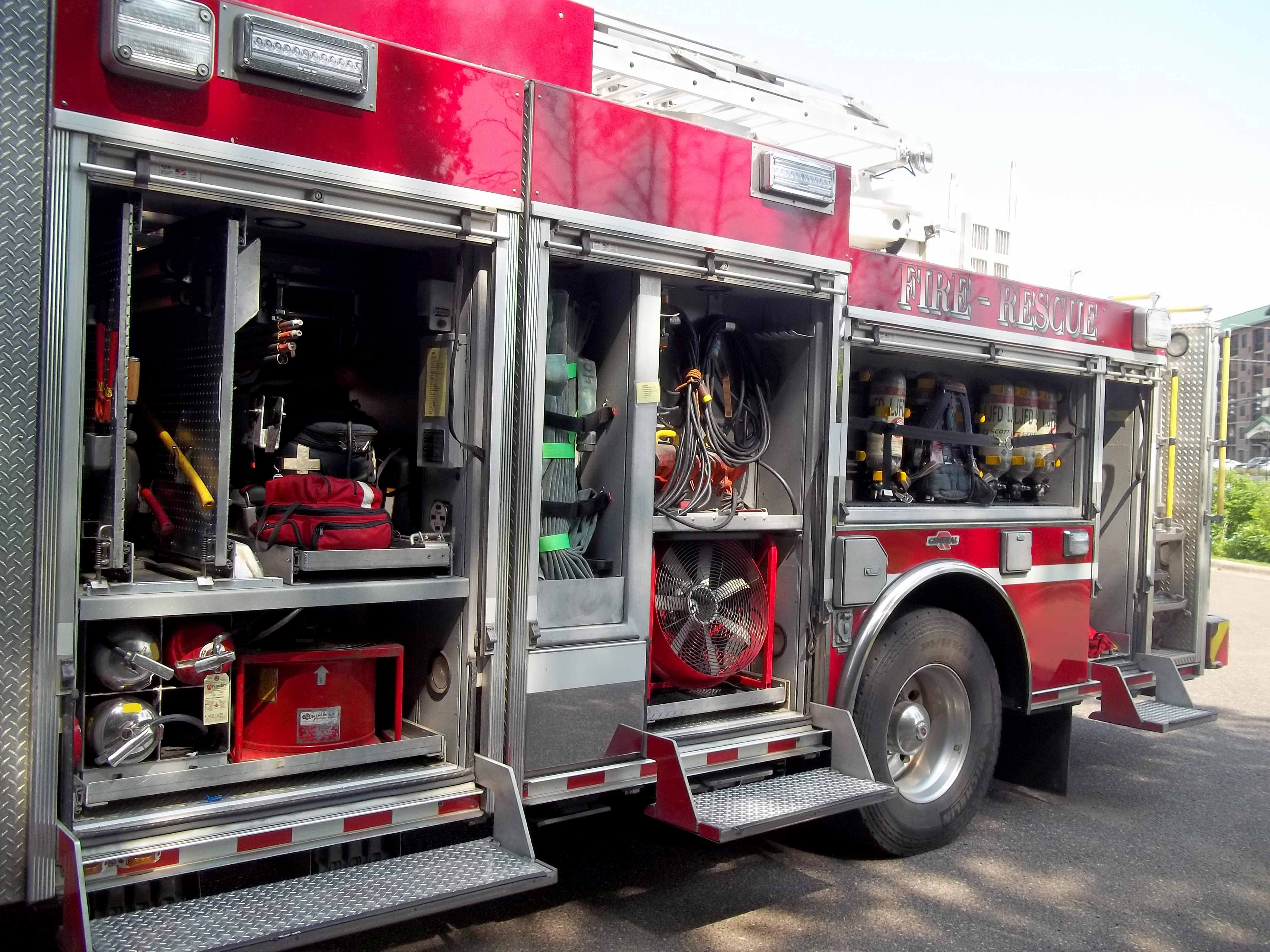 2007 Rosenbauer Spartan 68' Aerial | Used Truck Details