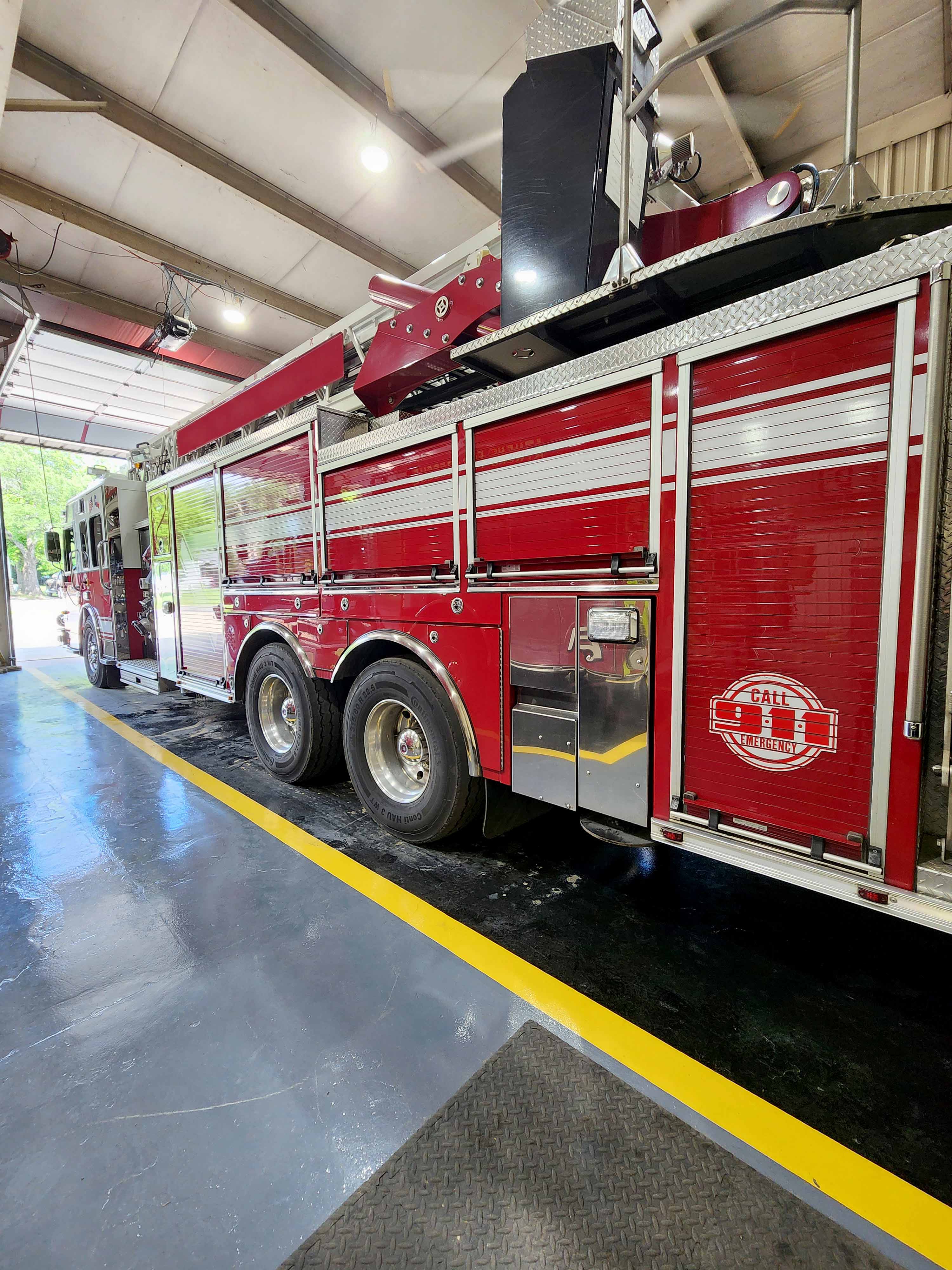 2013 Spartan 103' Aerial | Used Truck Details