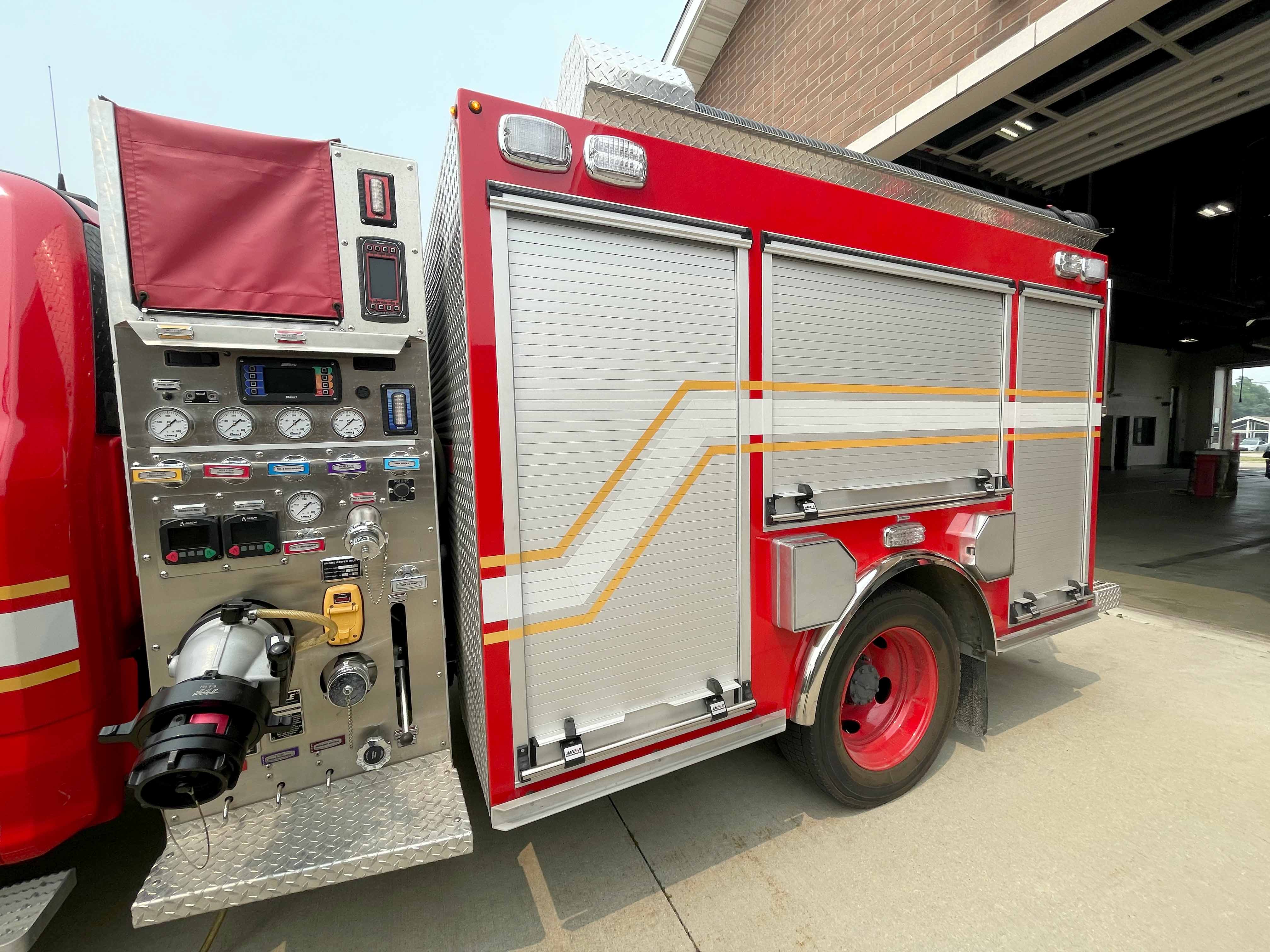 2020 Fouts Brothers Ford Commercial 4x4 Mini Pumper | Used Truck Details