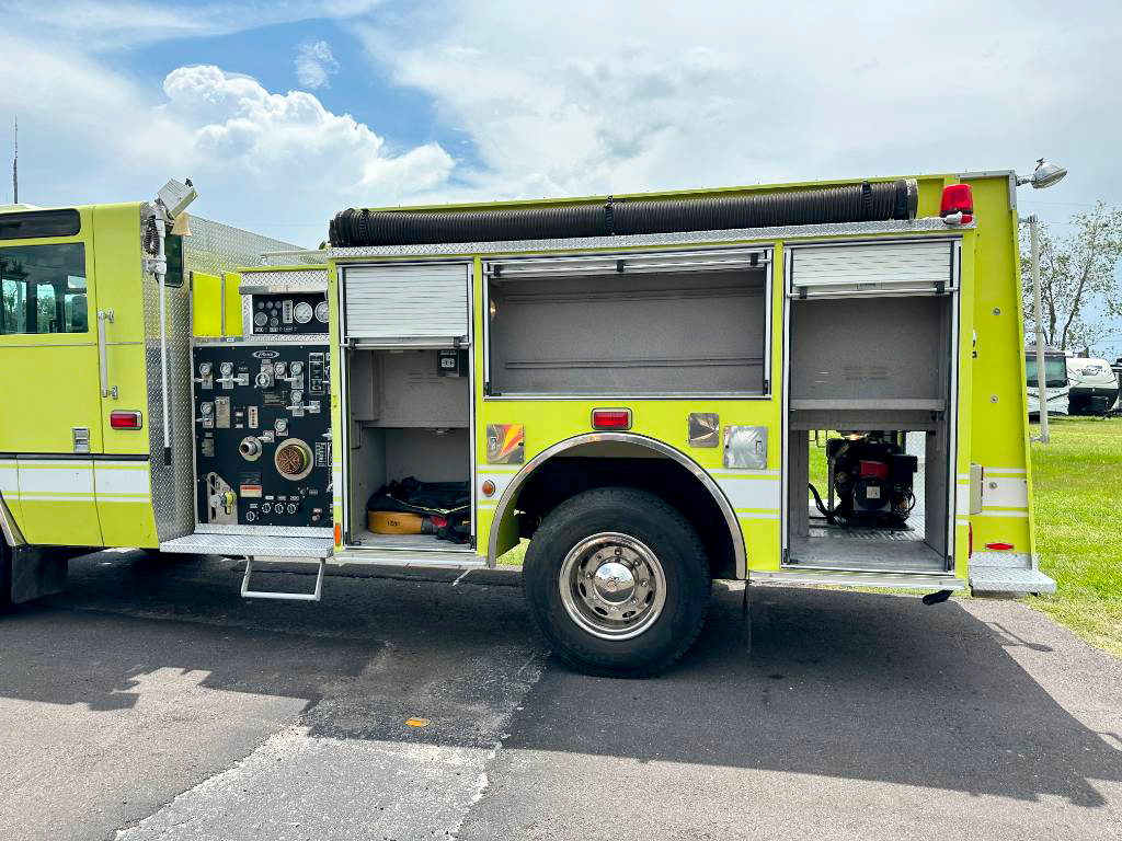 2000 Pierce Quantum Pumper | Used Truck Details
