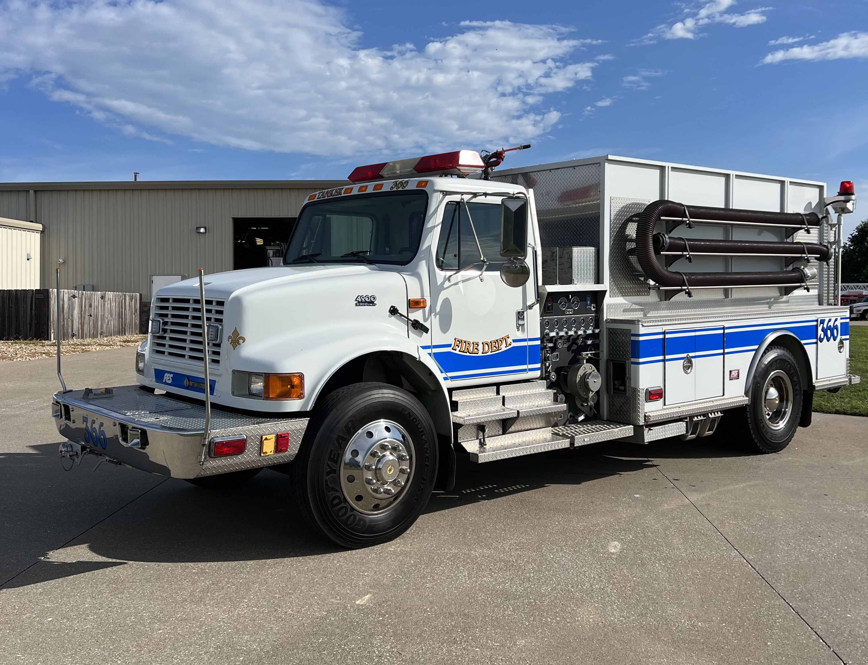 2001 International Commercial Tanker | Used Truck Details