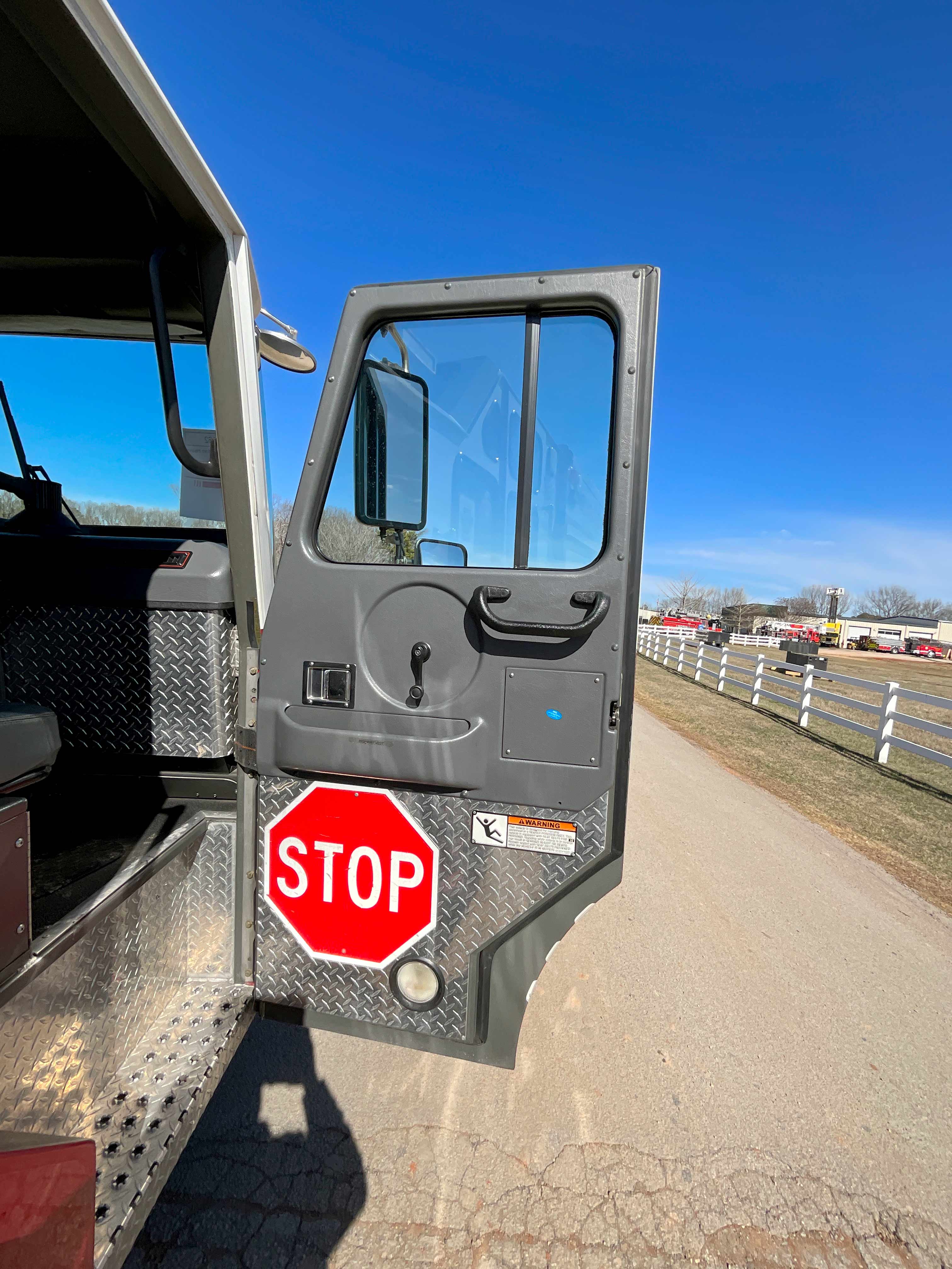 2001 E-One Custom Heavy Rescue | Used Truck Details