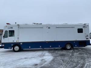 2005 Freightliner Farber X-Line Mobile Command Center | Firetrucks ...