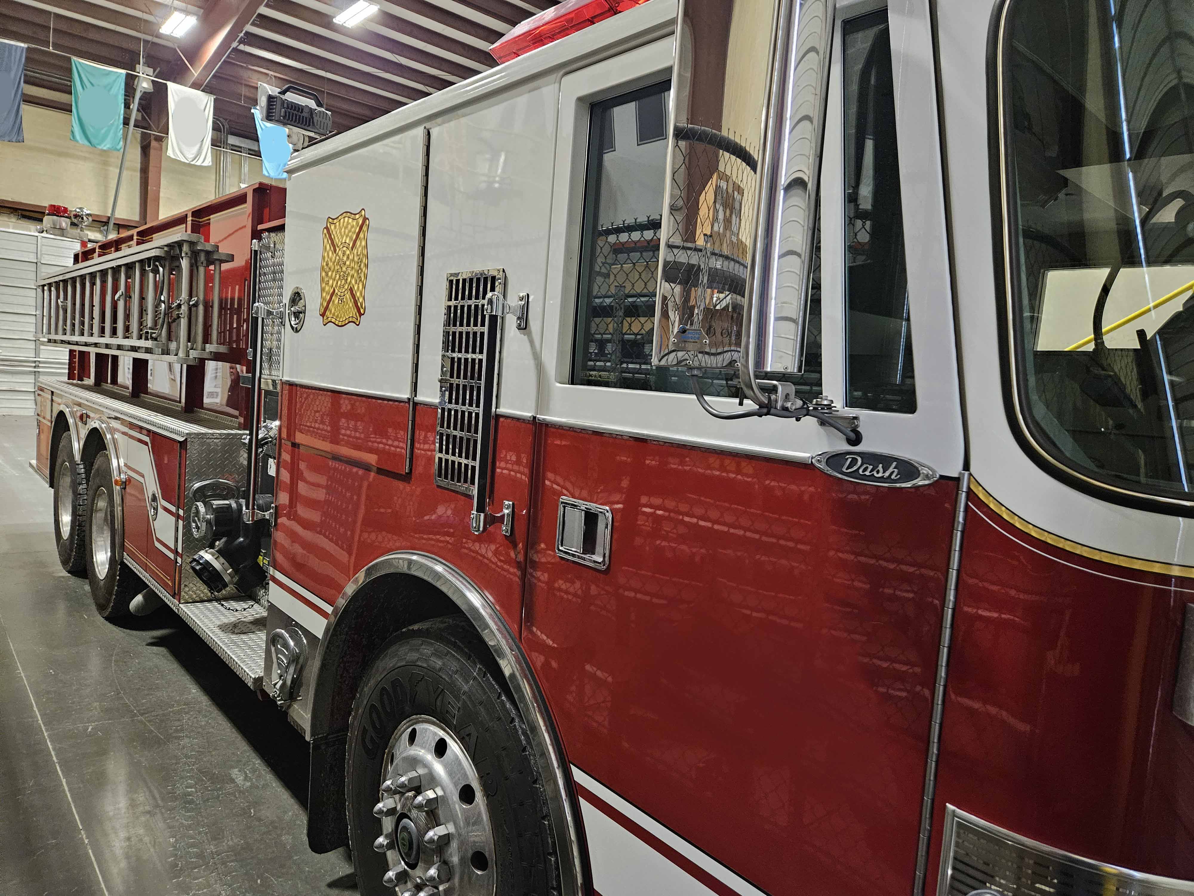 1995 Pierce Custom Tanker | Used Truck Details