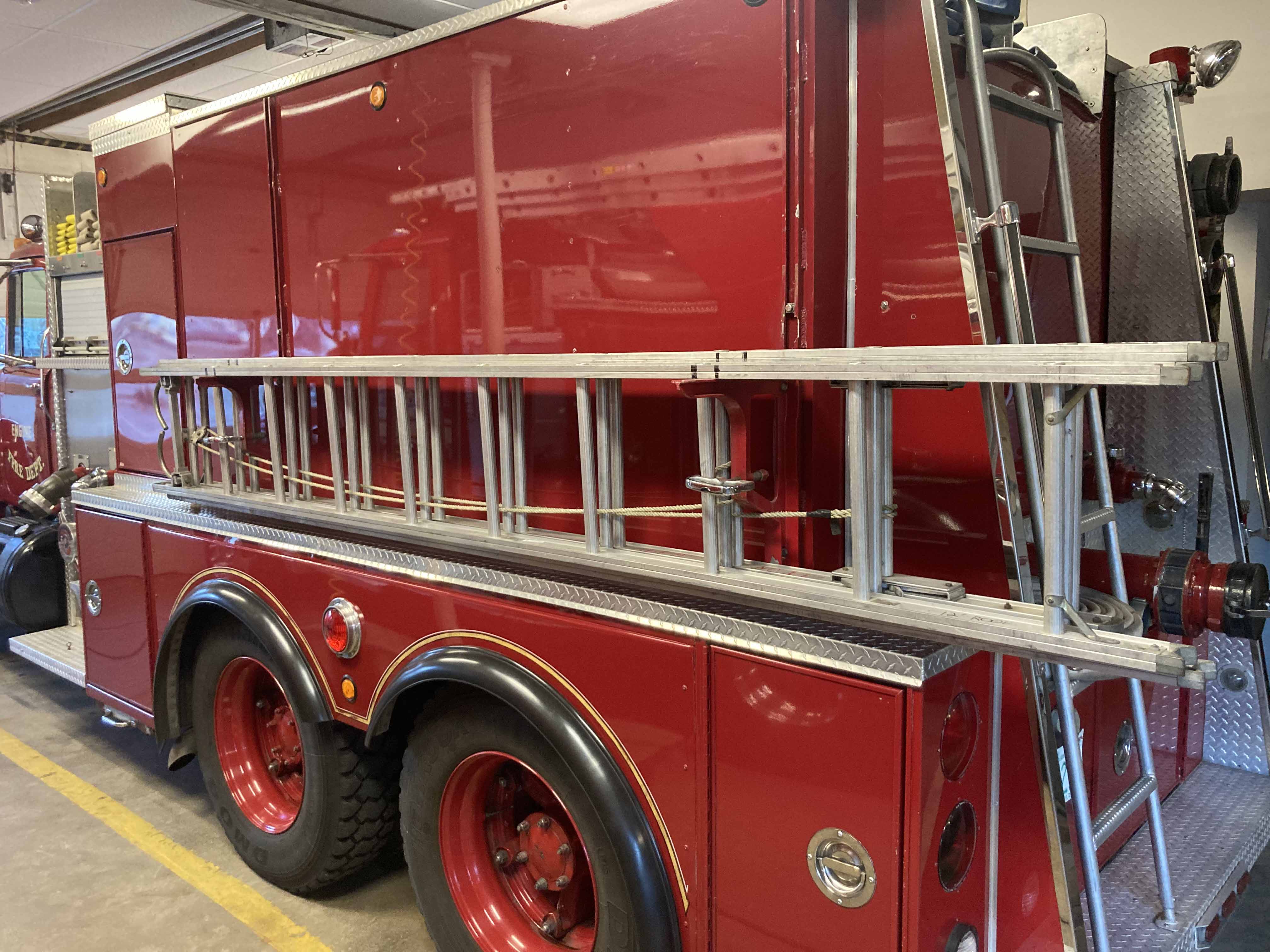 1989 Mack Commercial Tanker | Used Truck Details