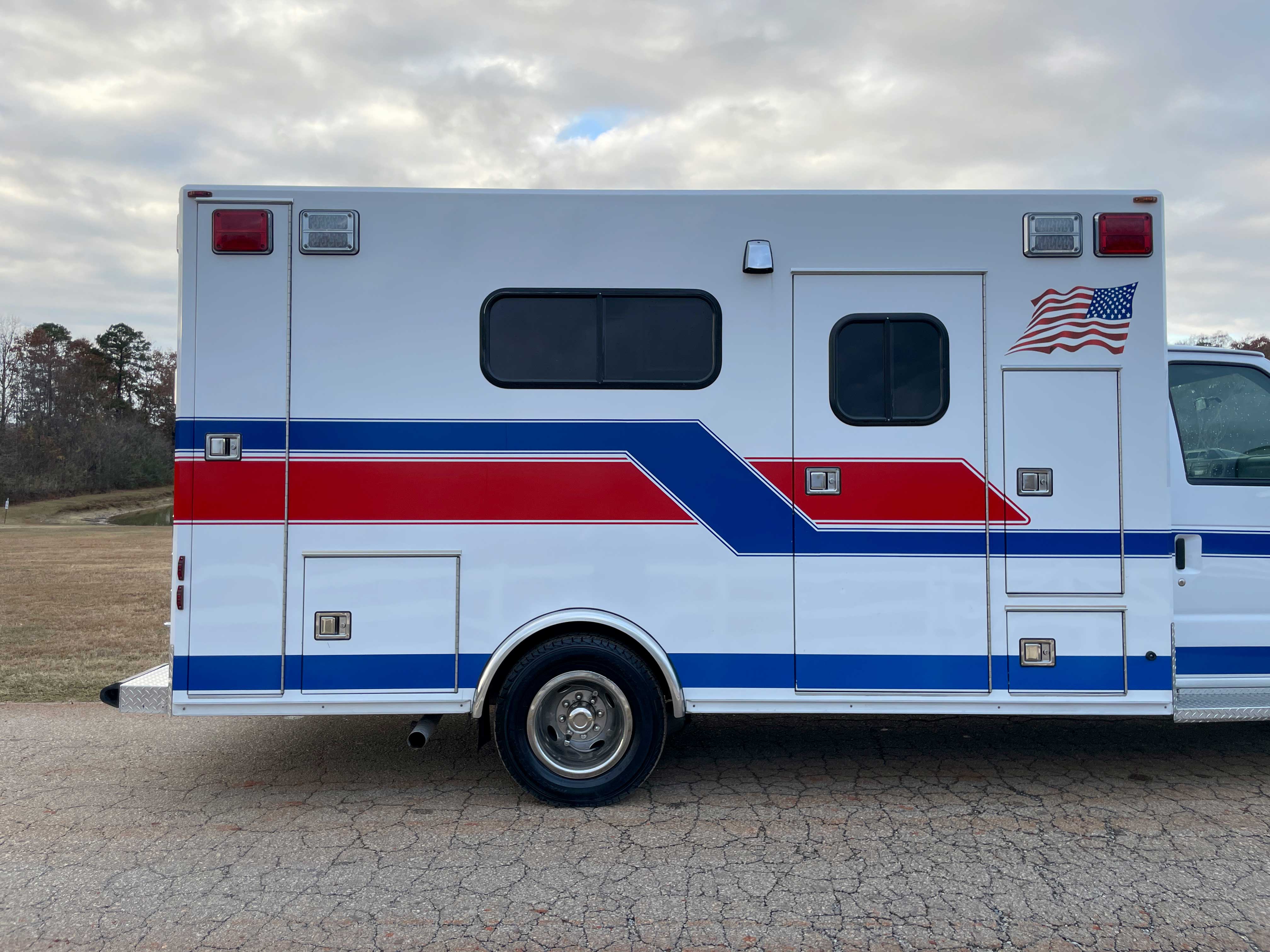 2013 Ford E-450 Ambulance | Firetrucks Unlimited