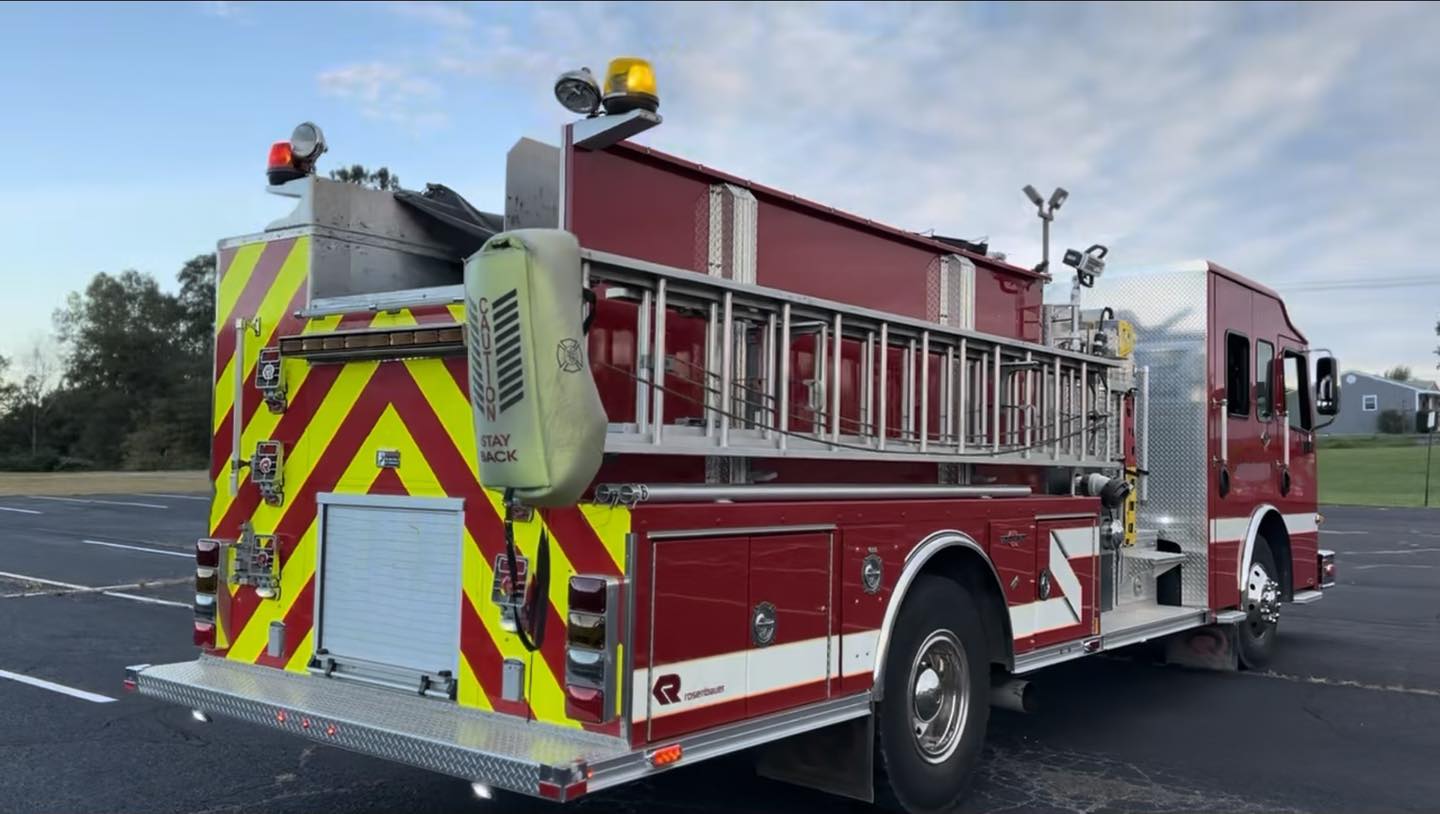 2014 Rosenbauer Commander Pumper | Used Truck Details