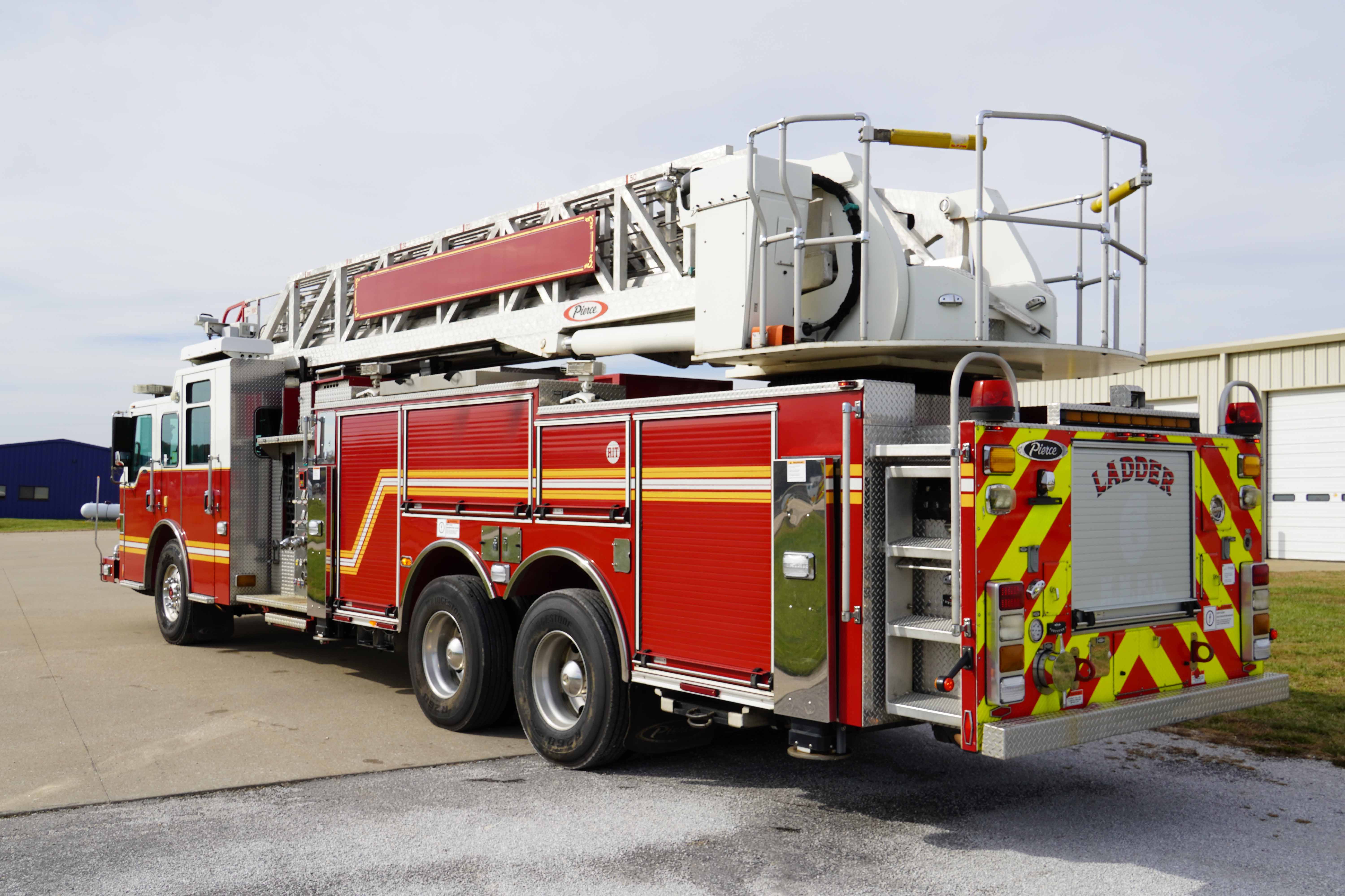 2010 Pierce Velocity 100' Aerial | Used Truck Details