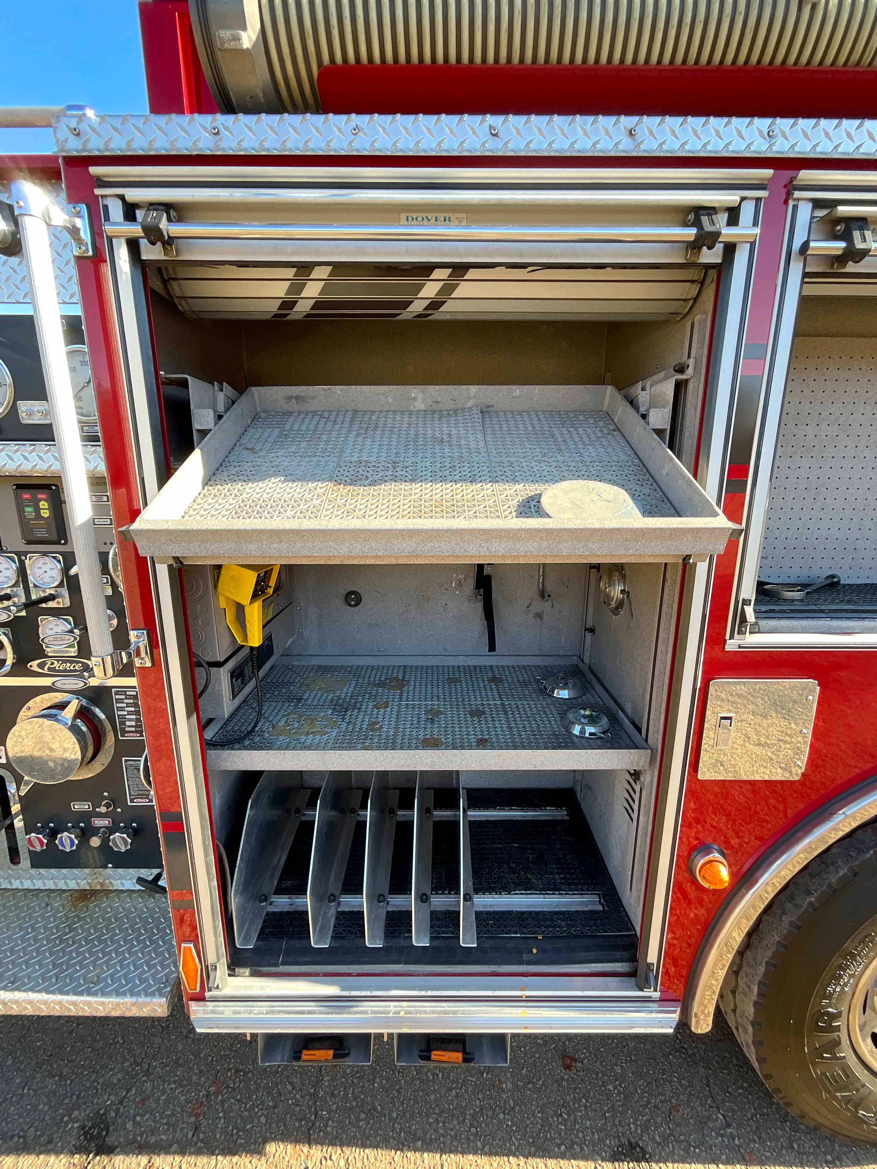 2000 Pierce Saber Pumper | Used Truck Details