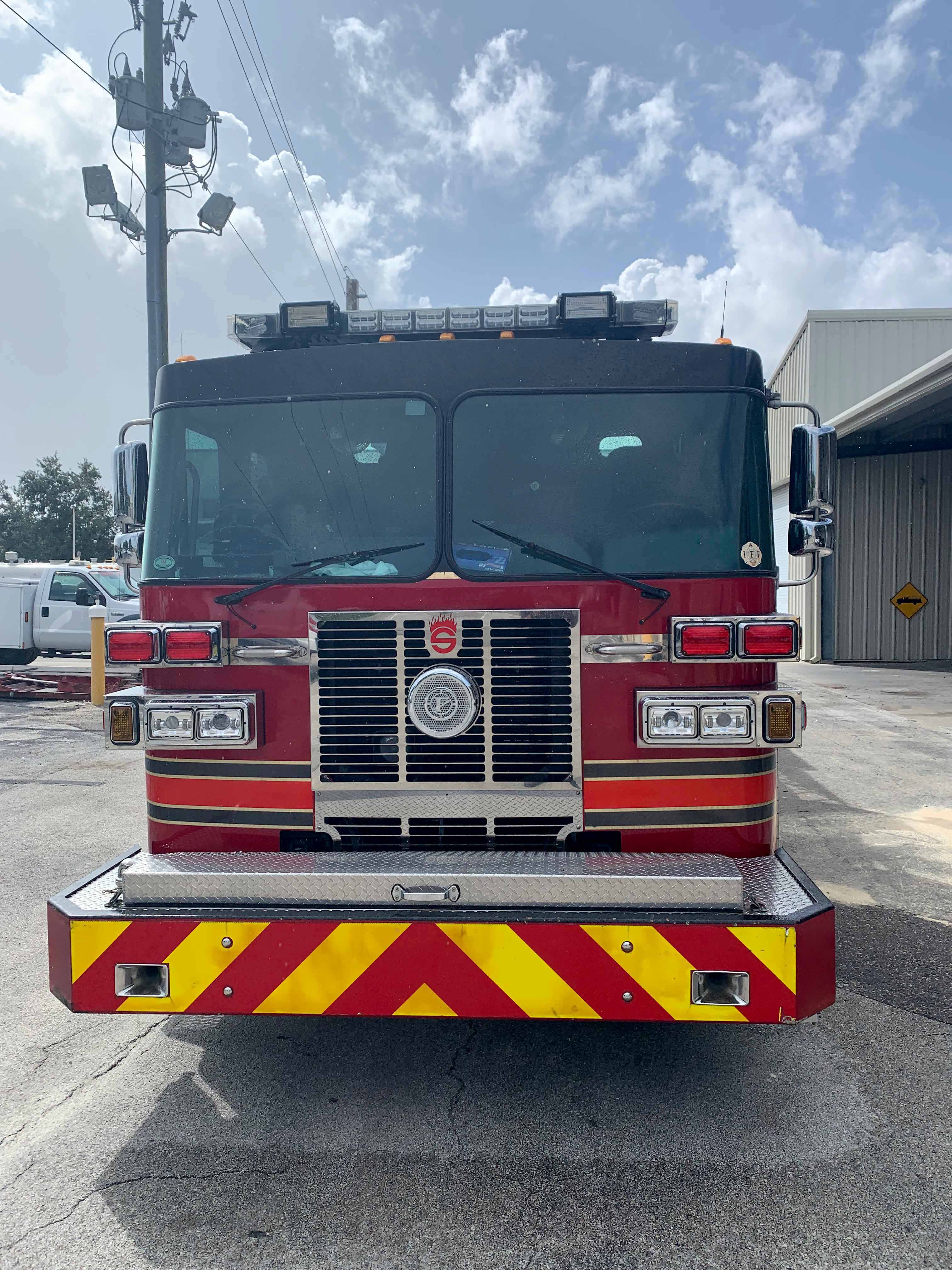 2014 Sutphen Mid-Mount 100' Platform | Used Truck Details