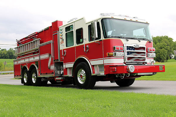 2018 Pierce Enforcer Tandem Axle Pumper Tanker | Used Truck Details