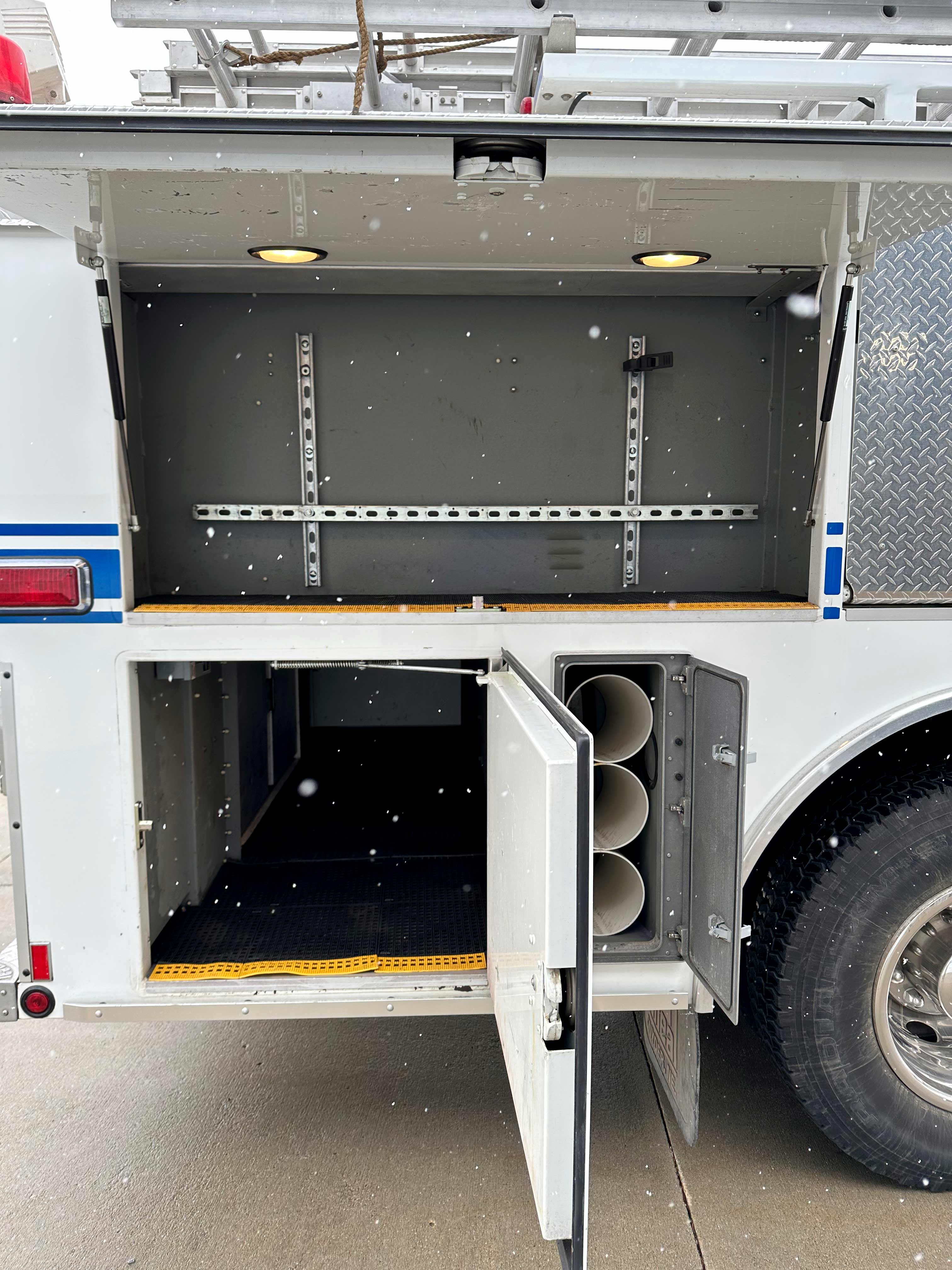 1998 Smeal Freightliner Commercial Pumper | Used Truck Details