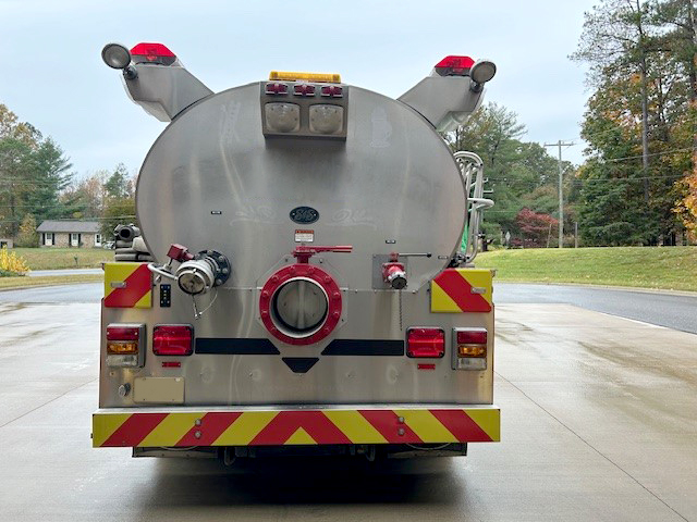 2001 S&S Spartan Elliptical Pumper Tanker | Used Truck Details