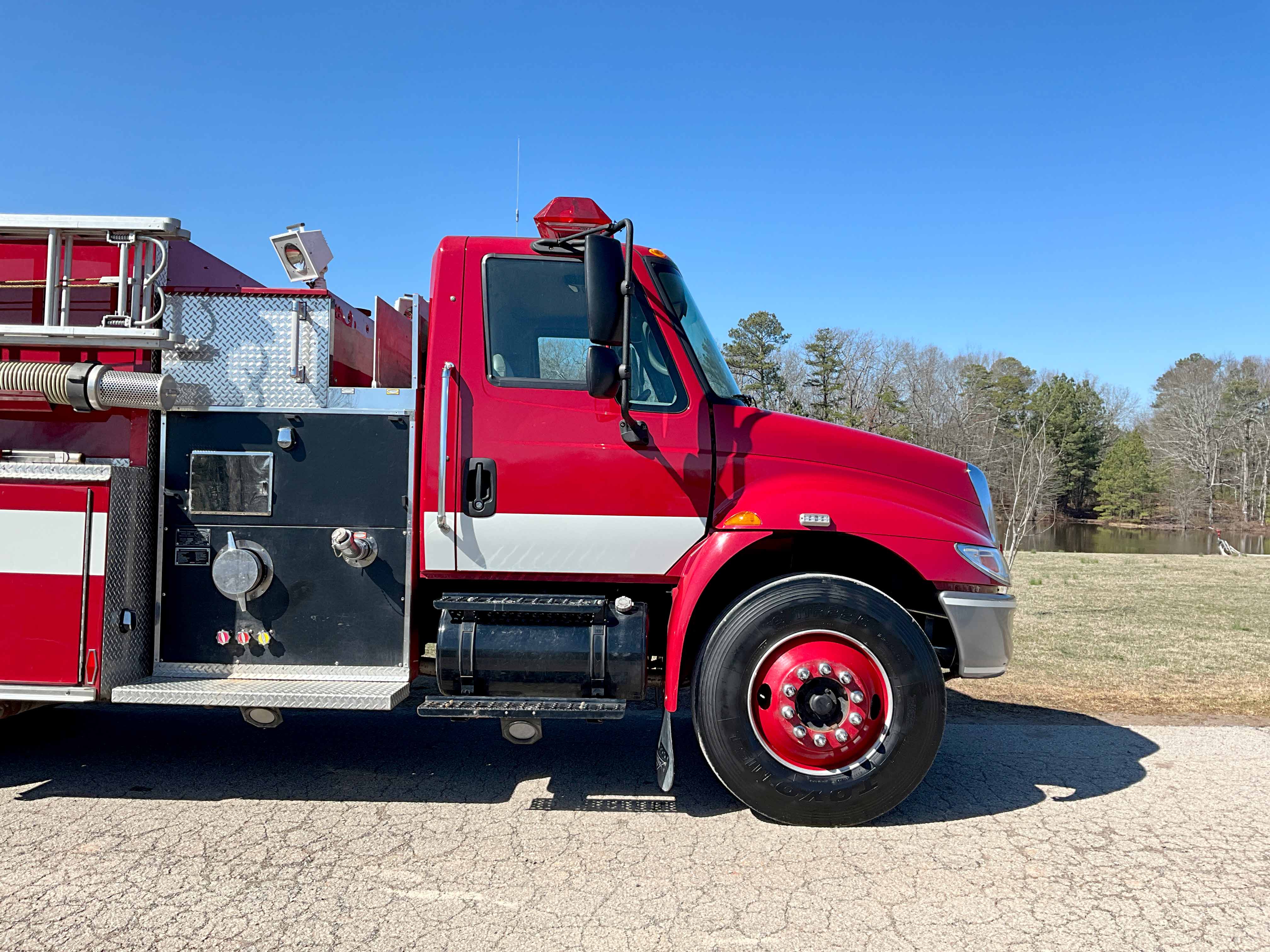 2004 Pierce International Commercial Pumper | Used Truck Details