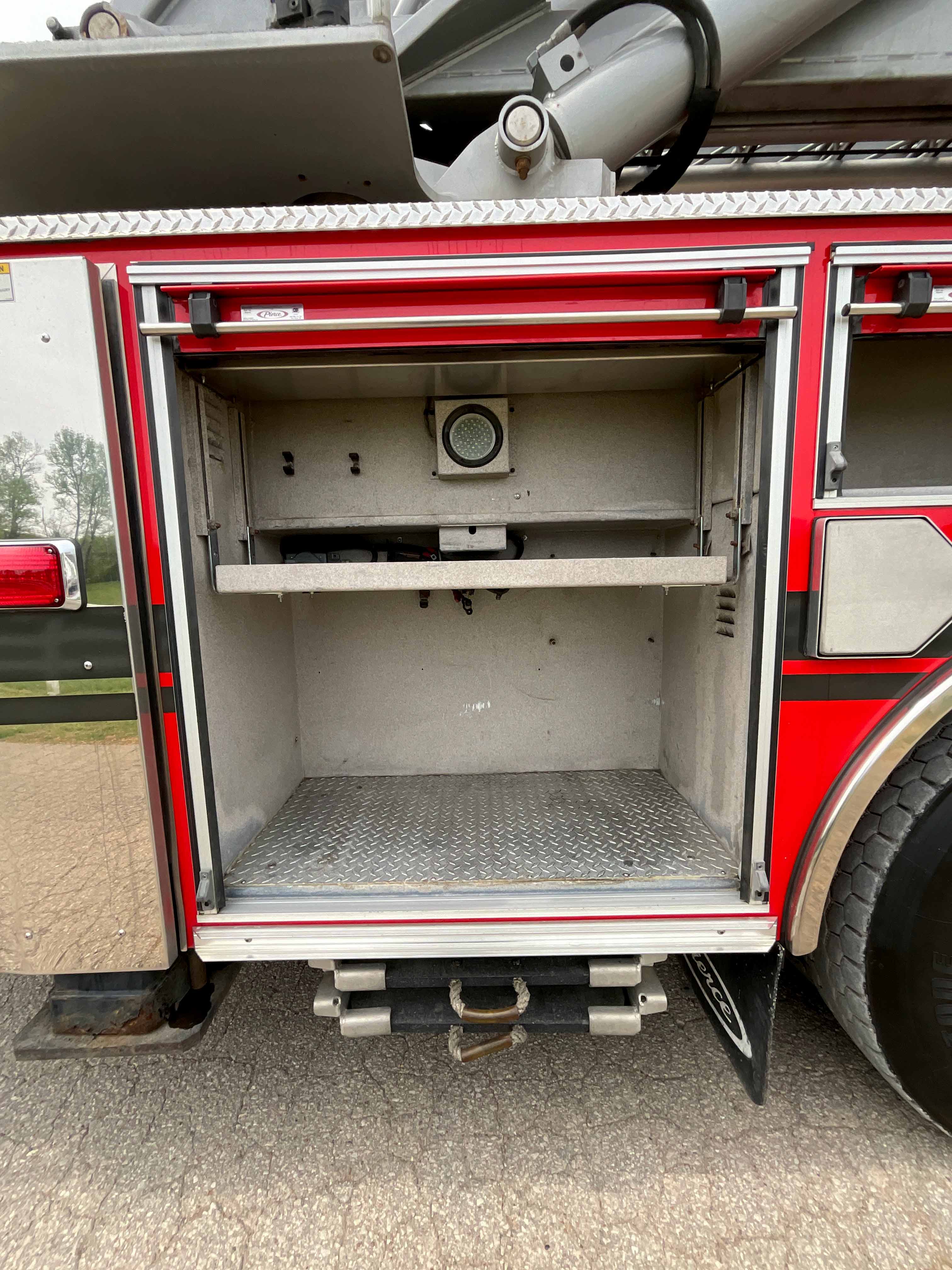 2008 Pierce Velocity 100' Platform | Used Truck Details