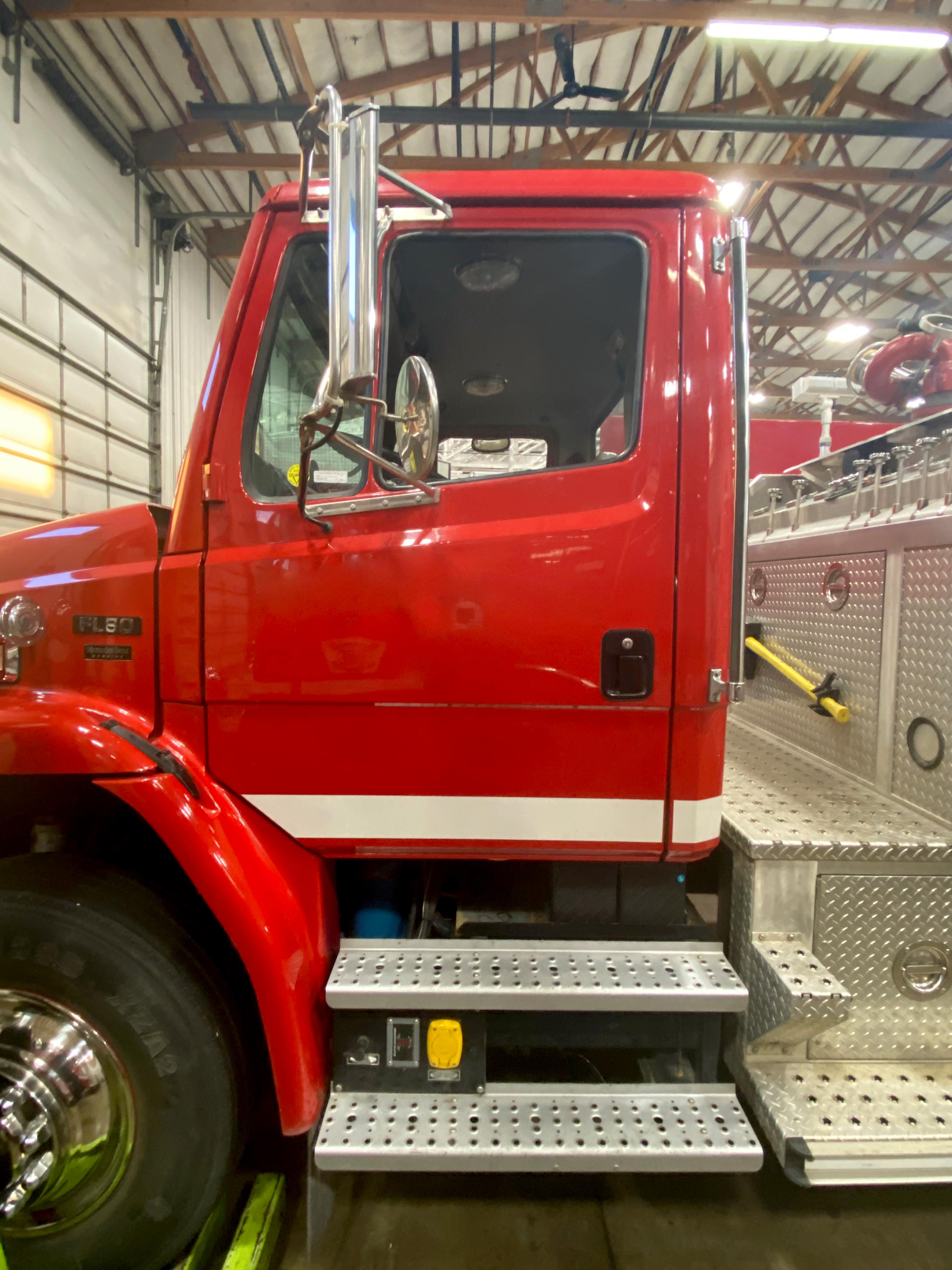 2002 E-One Freightliner Commercial Pumper | Used Truck Details