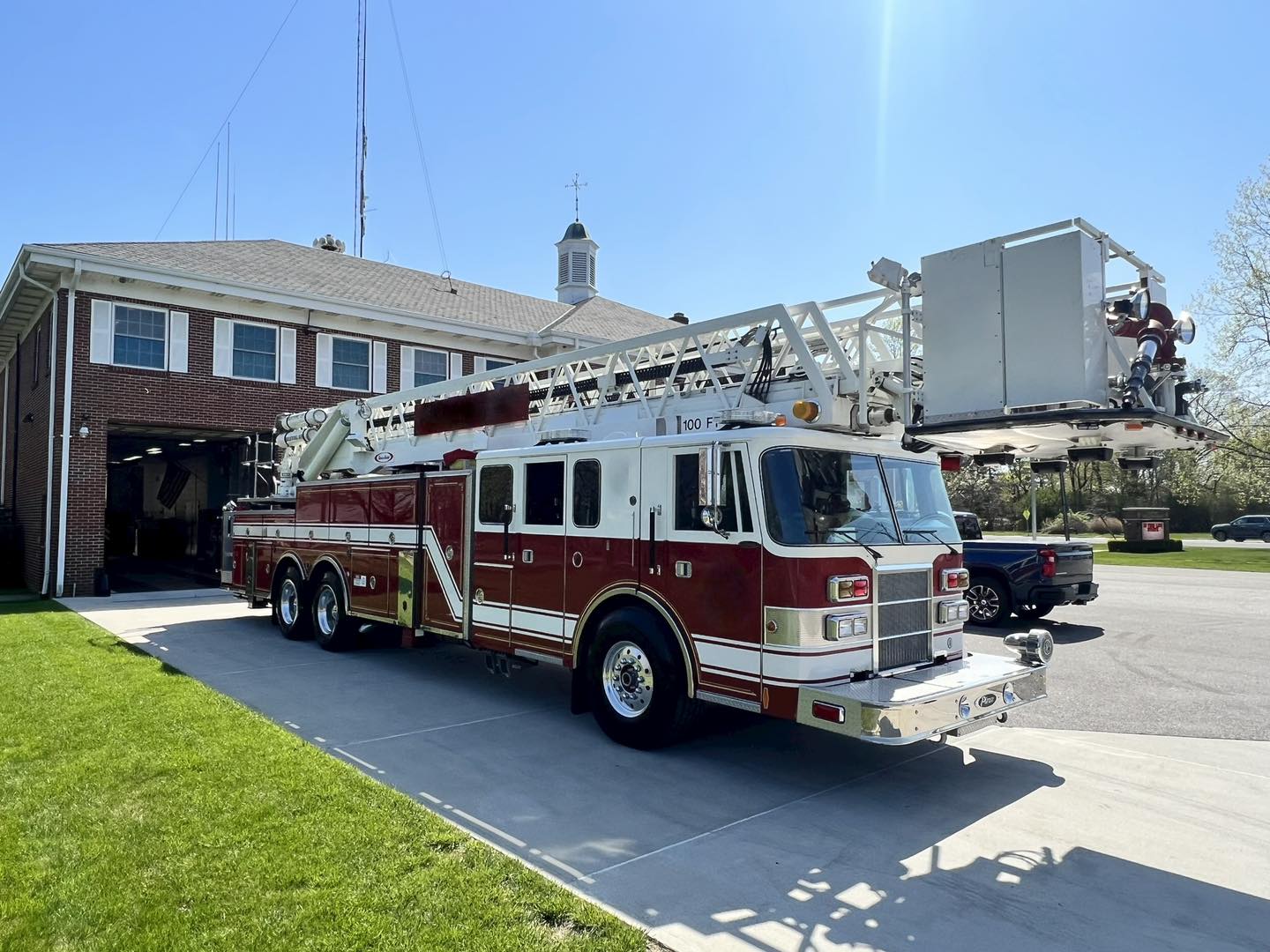 1993 Pierce Lance 100' Tower | Used Truck Details