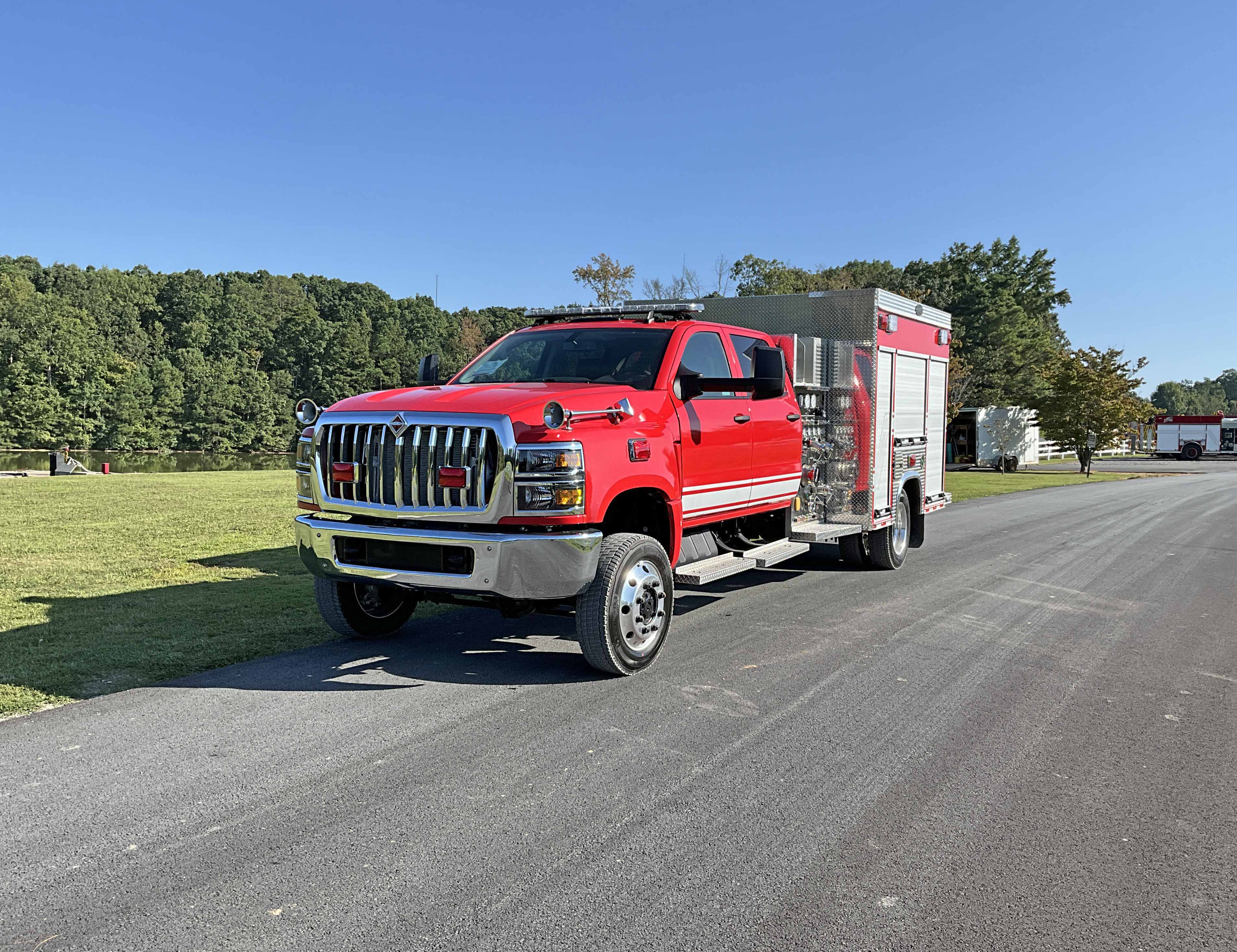 2023 Deep South International 4x4 Commercial Pumper | Used Truck Details