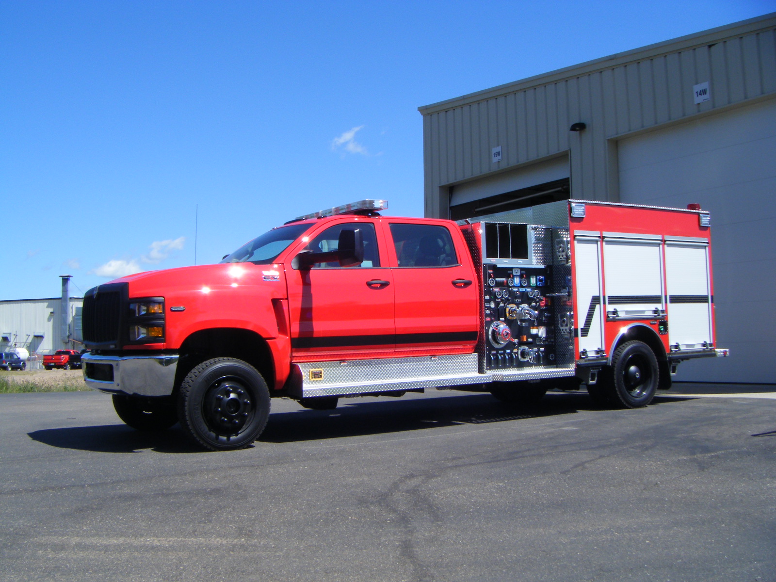 2024 Darley International 4x4 Commercial Pumper | Used Truck Details