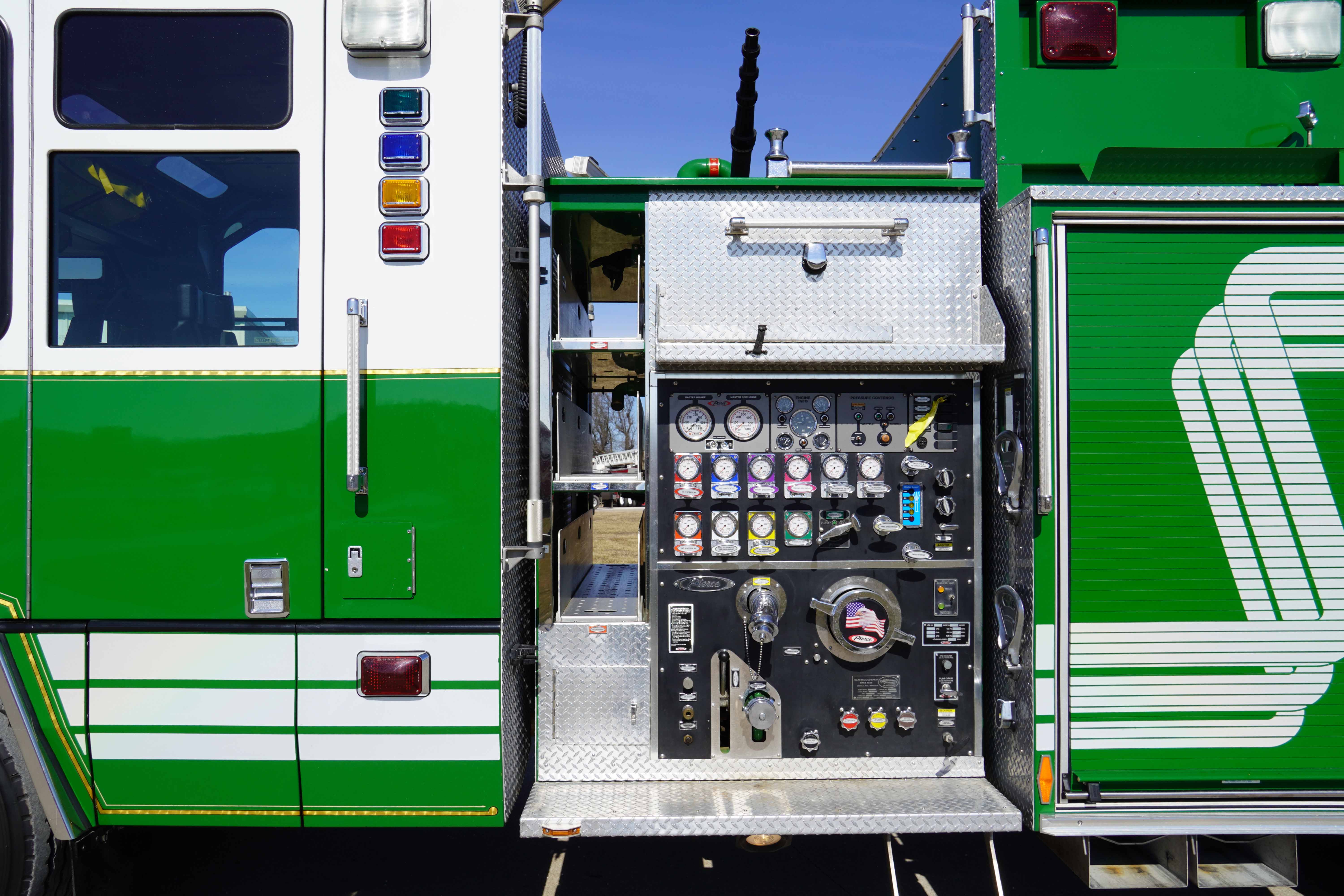 2001 Pierce Quantum Pumper Tanker | Used Truck Details