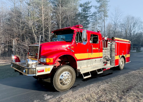 2000 Pierce International 4x4 Commercial Pumper | Firetrucks Unlimited